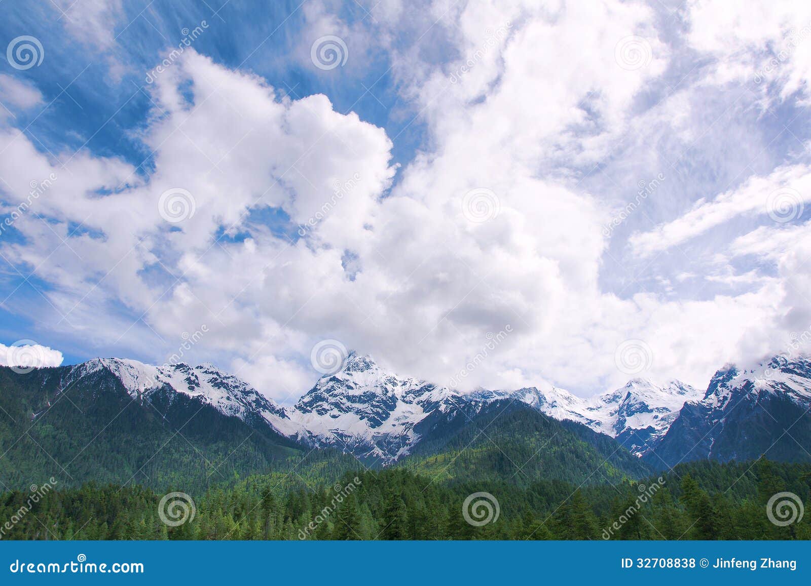 Snowberg scenery stock photo. Image of mountains, scenic - 32708838