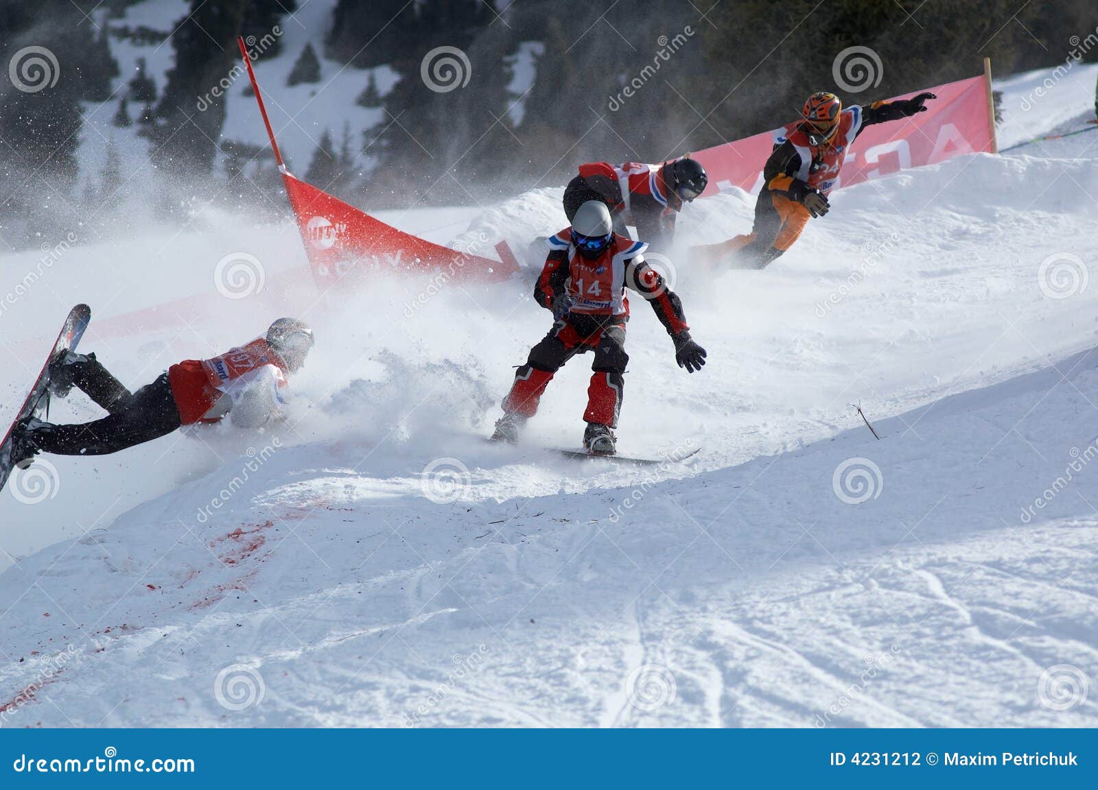 Snowboard race editorial photography. Image of gloves - 4231212