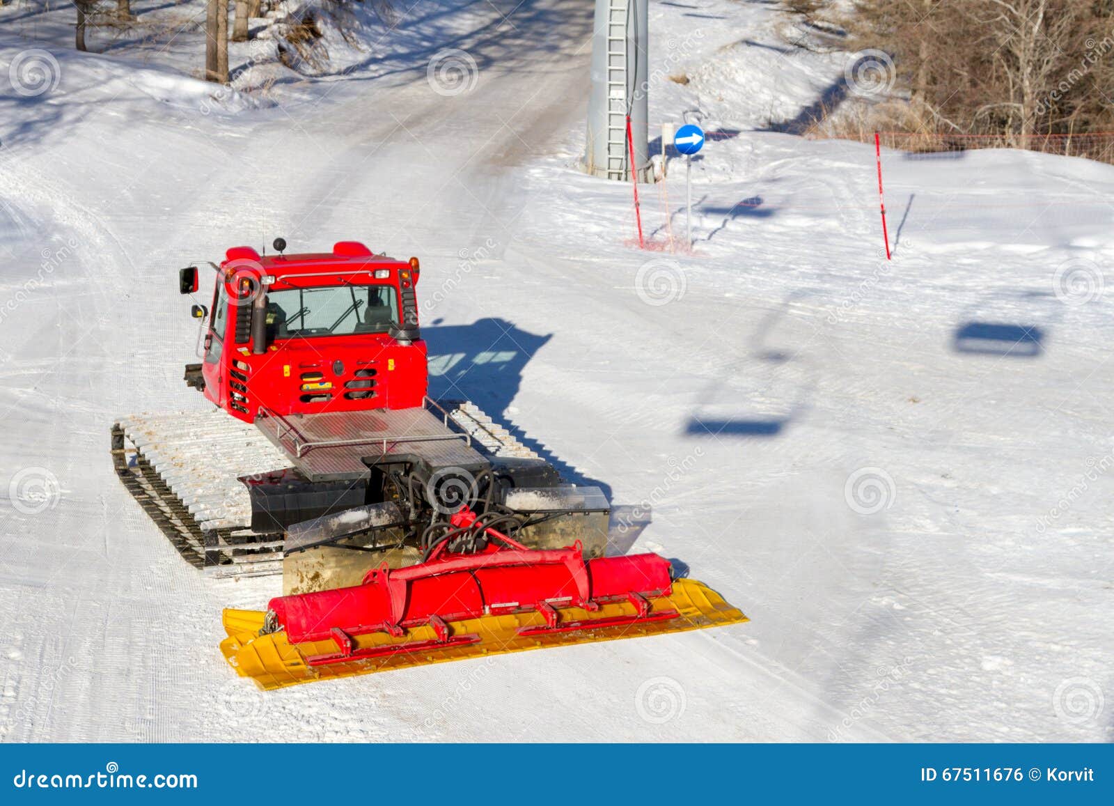 280 Snowcat Working Stock Photos - Free & Royalty-Free Stock Photos ...