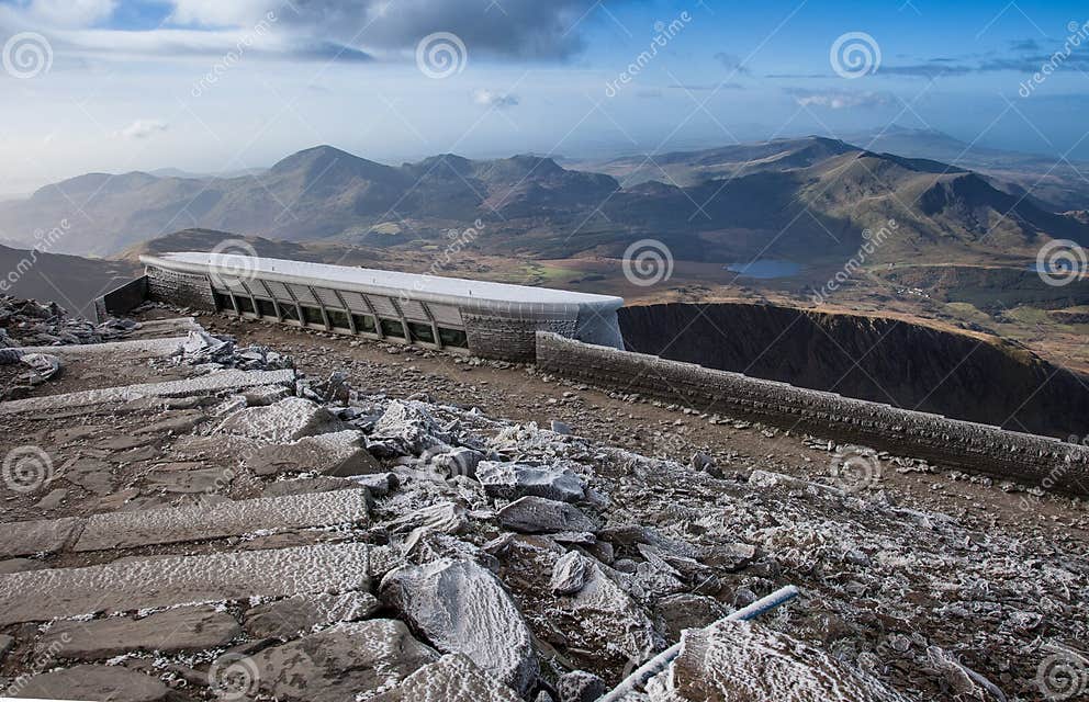 Snowdon Summit cafe stock image. Image of cafe, autumn - 27690719