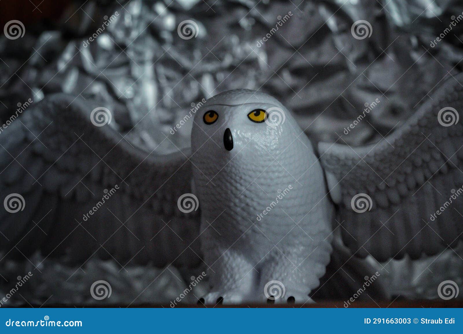 Snowie Owl - 3D Plastic Model Stock Image - Image of model, snowie ...