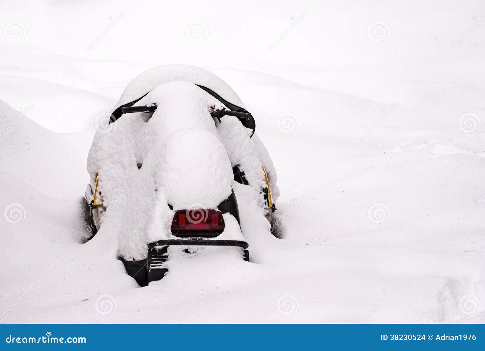 Snowmobile stuck in snow stock photo. Image of lake, snowmobile - 38230524