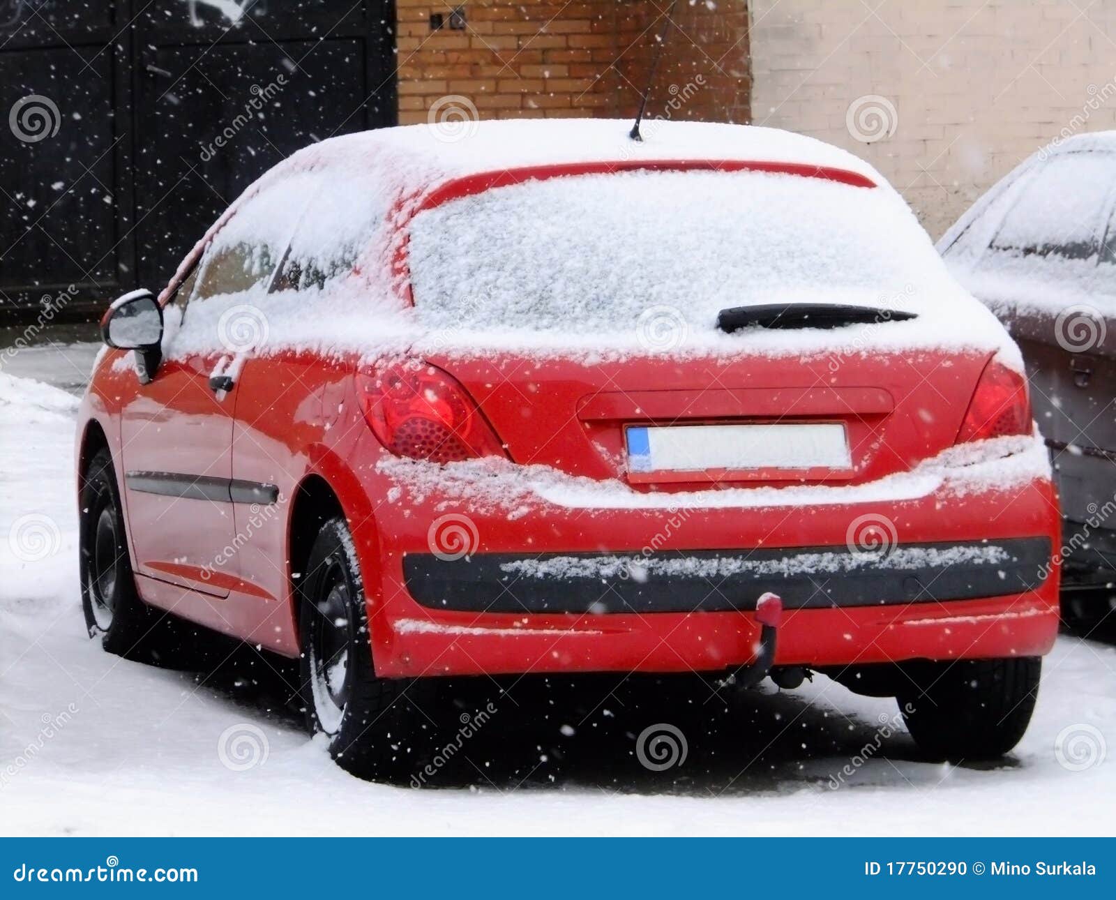 Snowy car stock photo. Image of blizzard, snowy, snow - 17750290