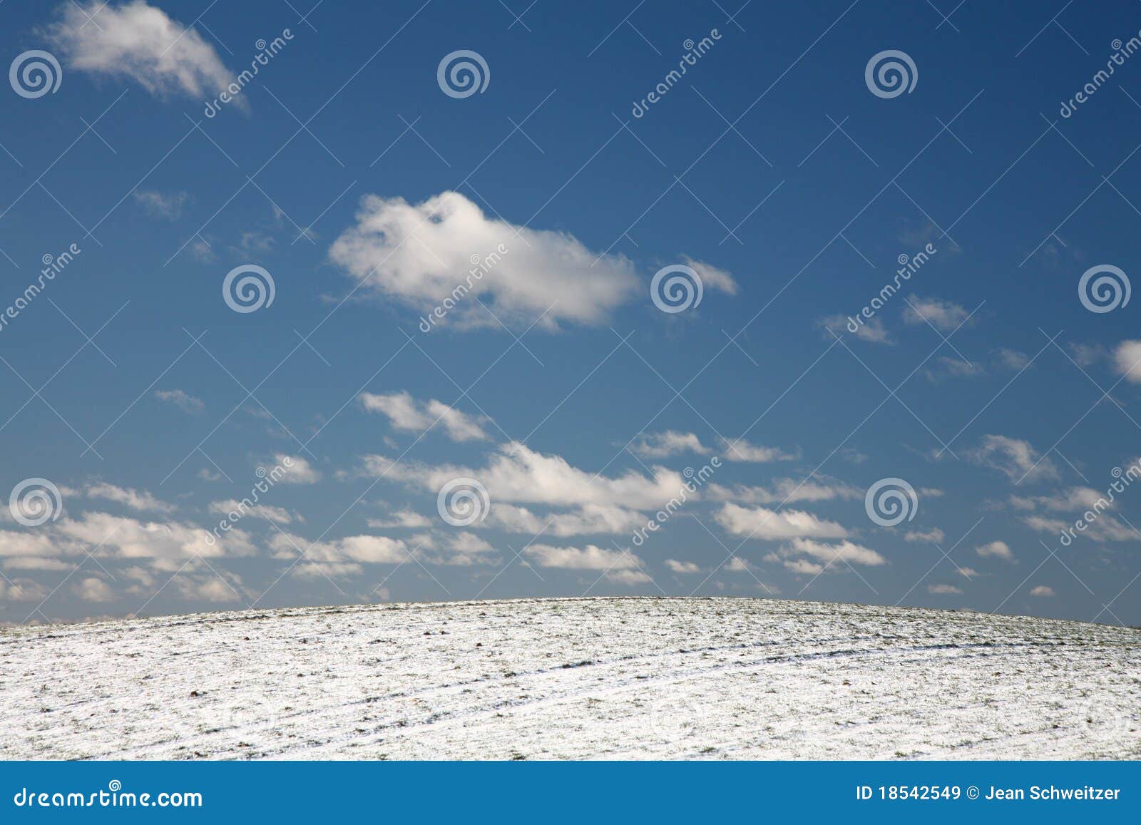 Snowy field stock image. Image of atmosphere, horizon - 18542549