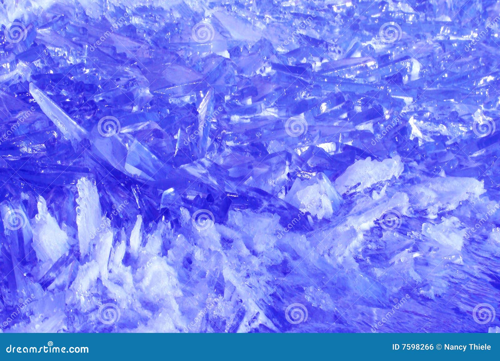 Snowy Floating Ice Formations Stock Photo - Image of purple, bold: 7598266