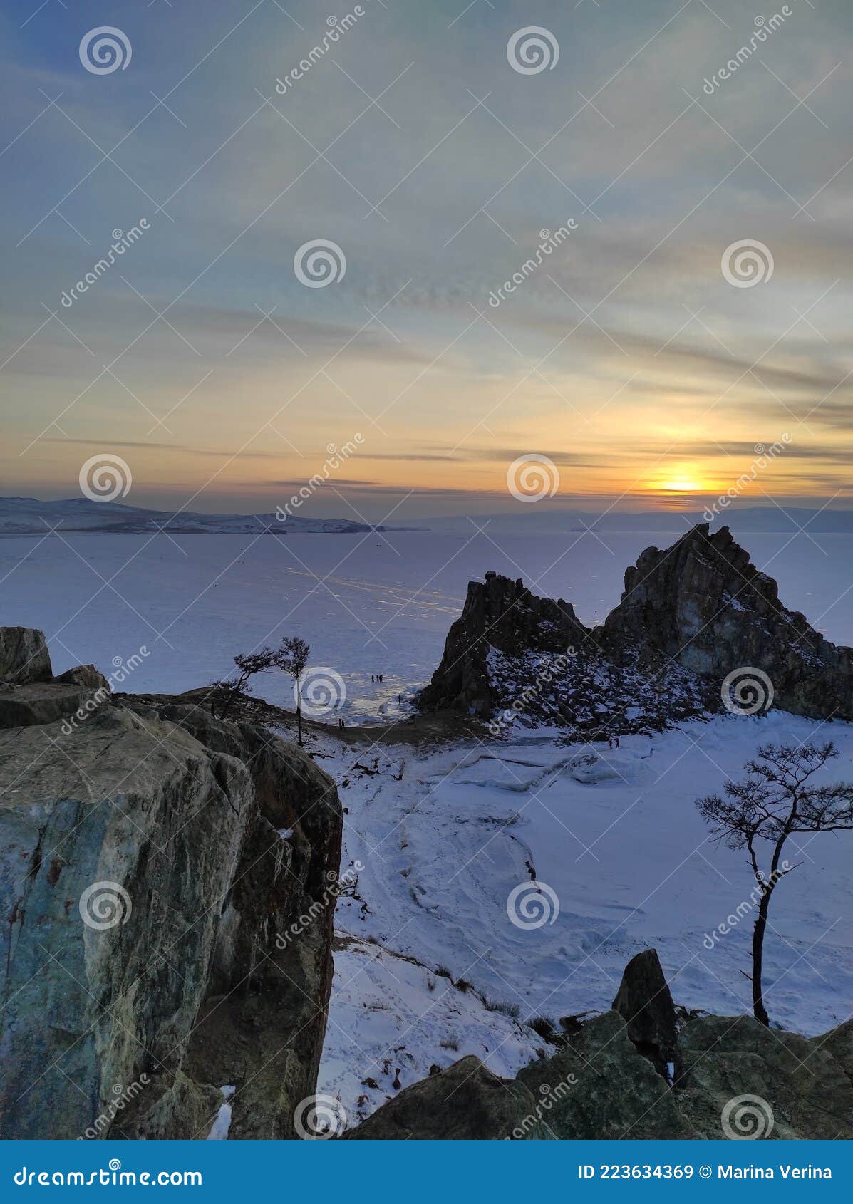 Snowy Lake with a Mountain at Sunset Stock Image - Image of colorful ...
