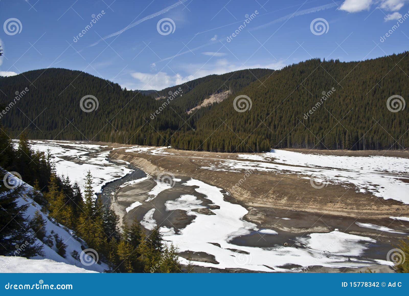 Snowy Mountain Lake scape stock photo. Image of vidraru - 15778342