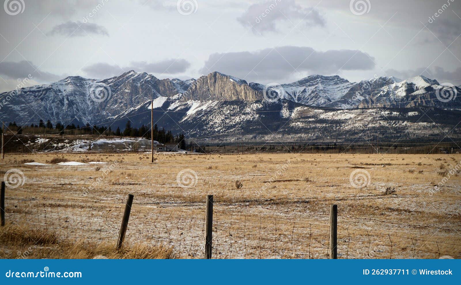 Snowy Peaks of Mount Yamnuska Stock Image - Image of travel, winter ...