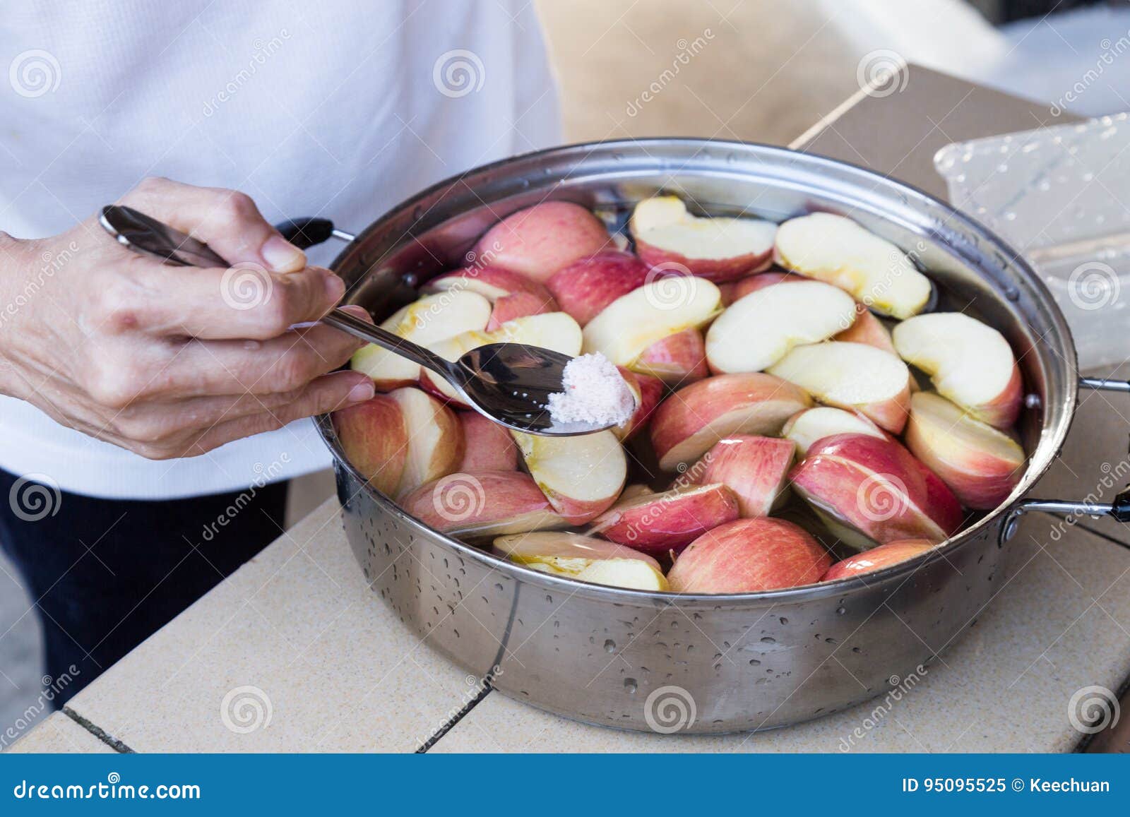 Soak Apple in Water with Salt To Prevent Oxidation Stock Image - Image ...