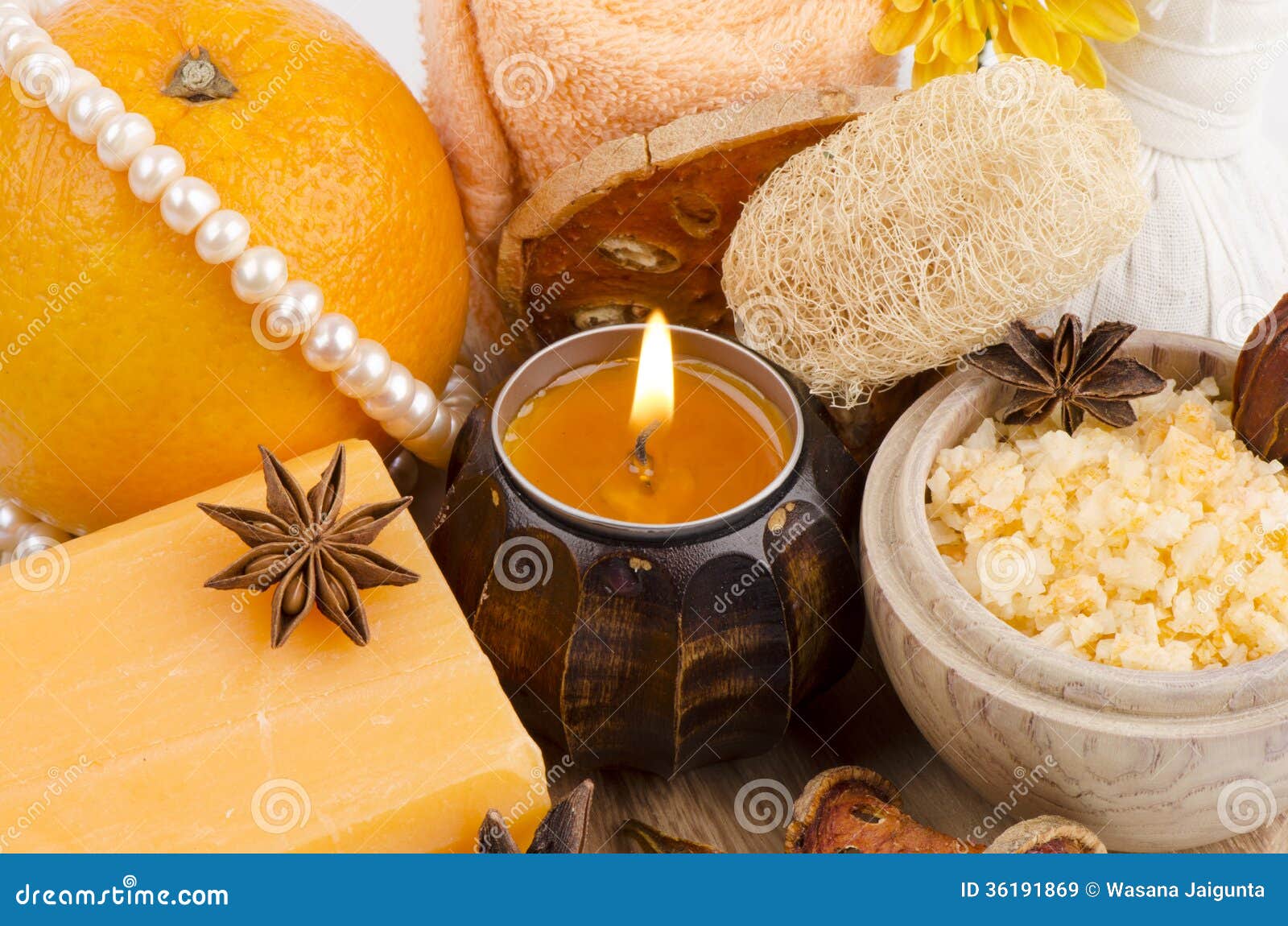 Soap Orange Properties Make this Clear Face. Stock Image - Image of ...