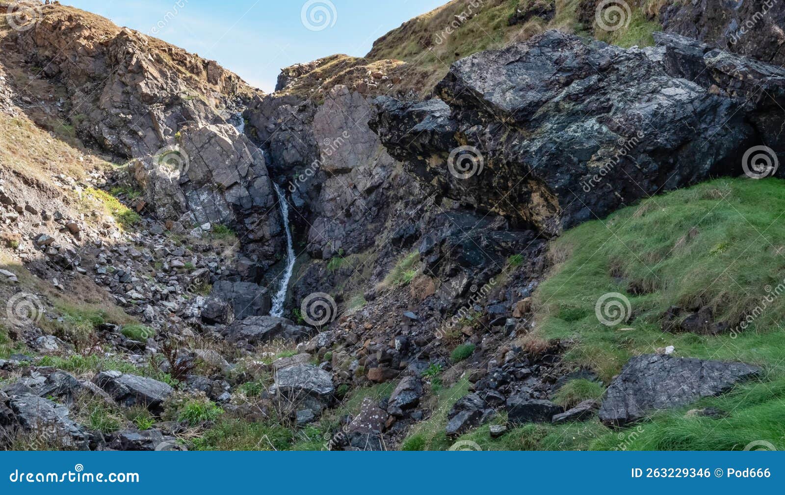 Soapy Cove Cornwall on the Cornish Lizard Peninsular Stock Photo ...