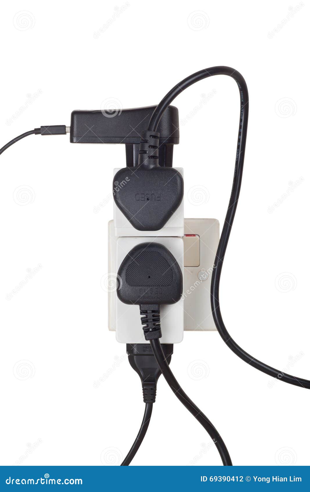 Sobrecarga eléctrica foto de archivo. Imagen de potencia - 69390412