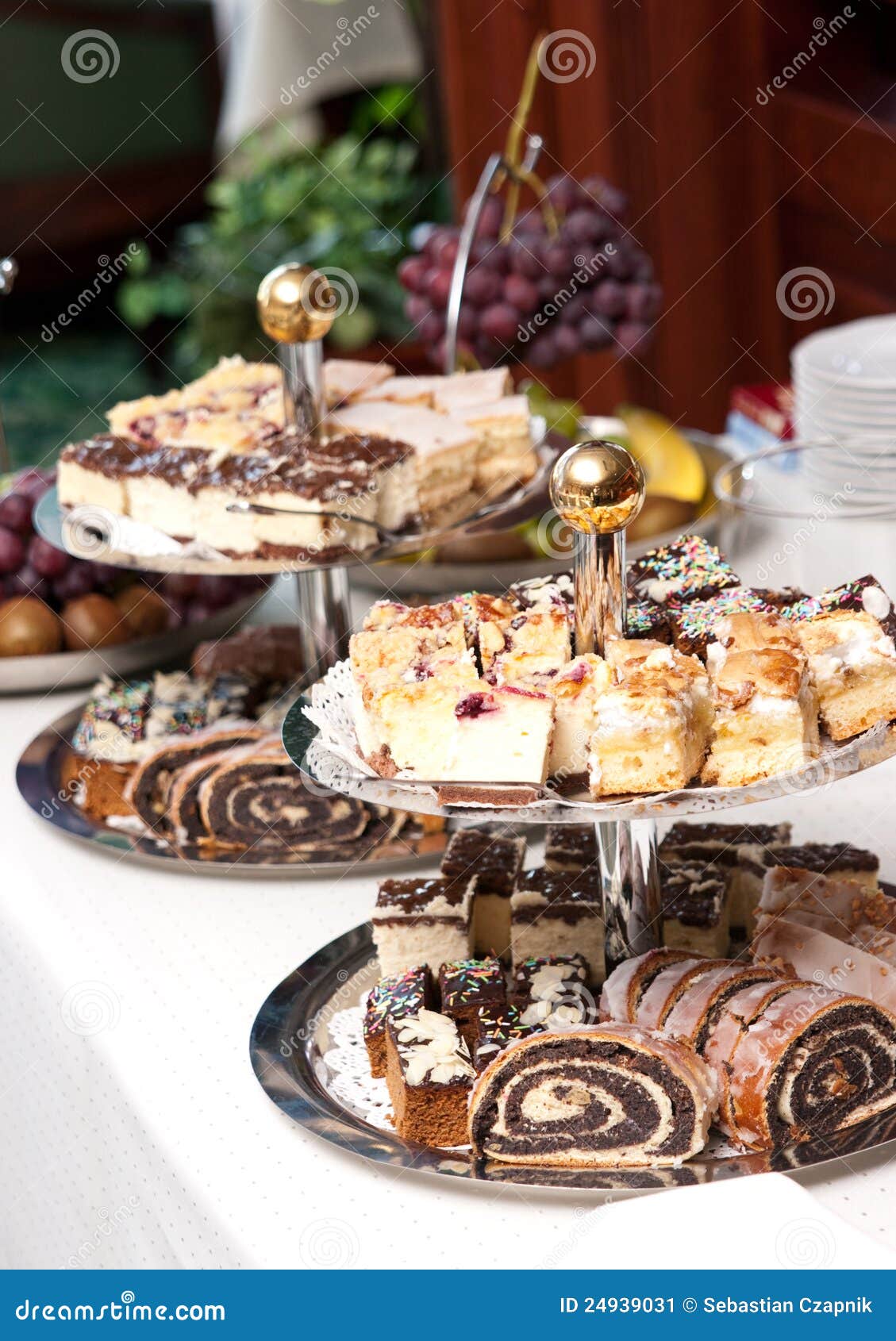 Sobremesas, Doces E Pastelarias Imagem de Stock - Imagem de banquete ...