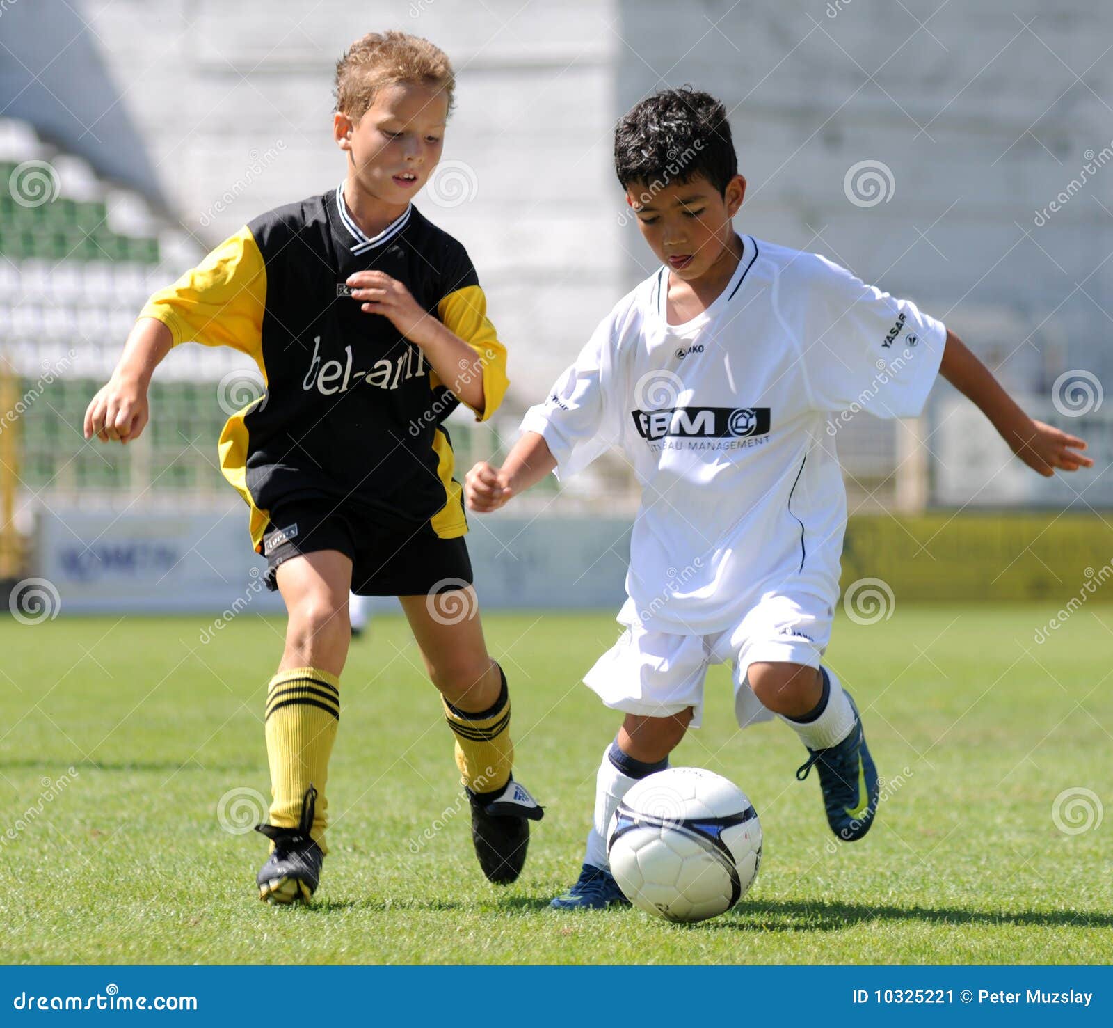 Soccer action editorial photo. Image of action, boys - 10325221