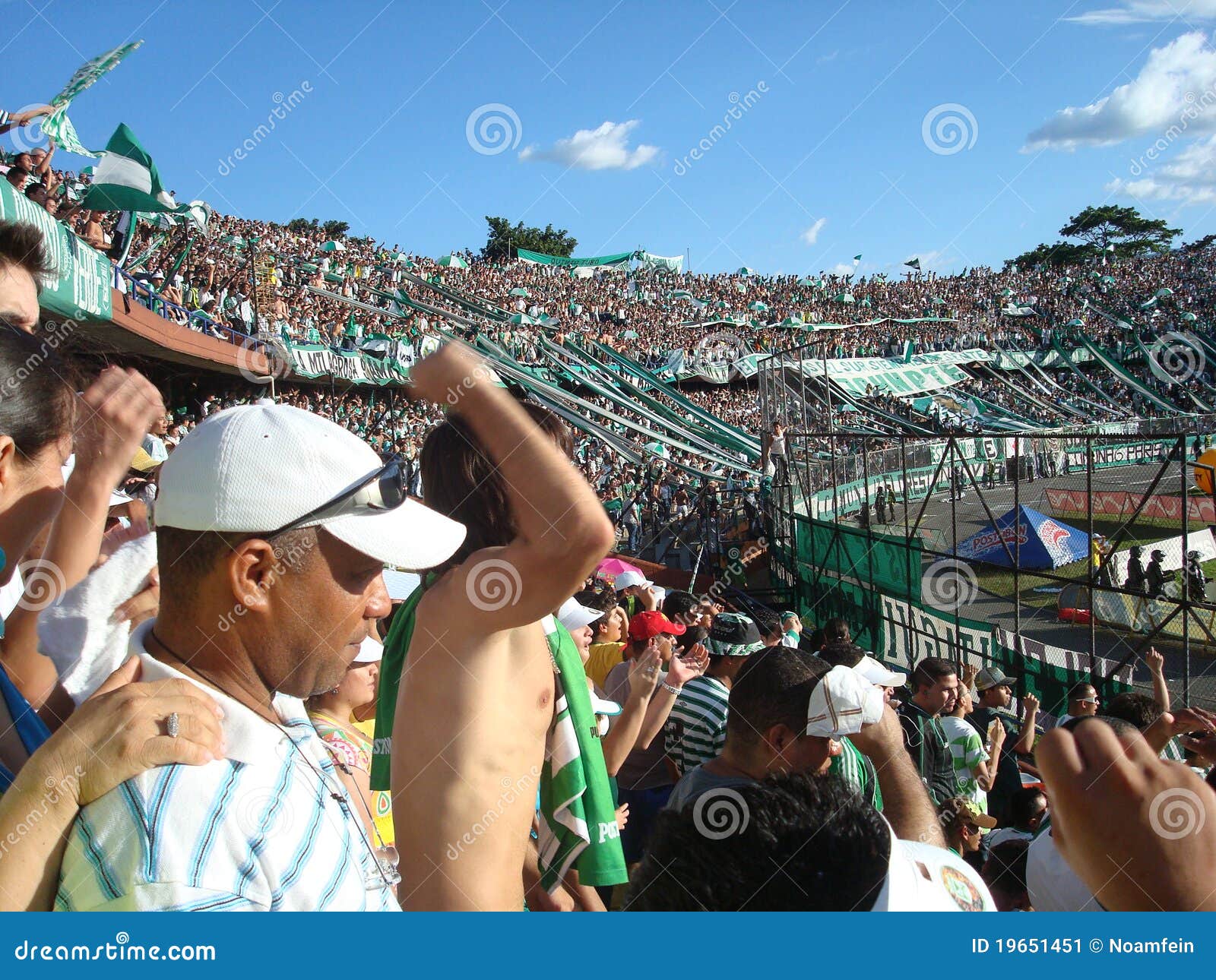 Soccer fans editorial photo. Image of spectator, latin - 19651451