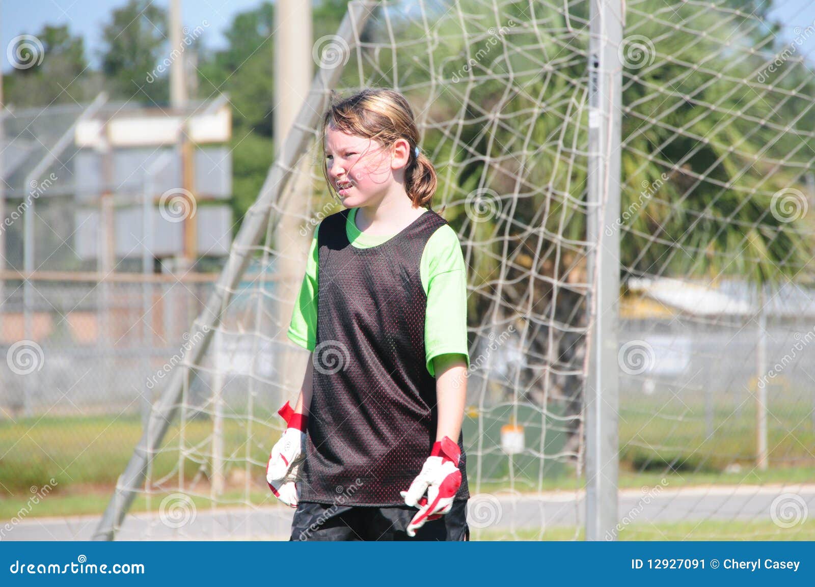 Soccer goalie on field stock image. Image of summer, gloves - 12927091