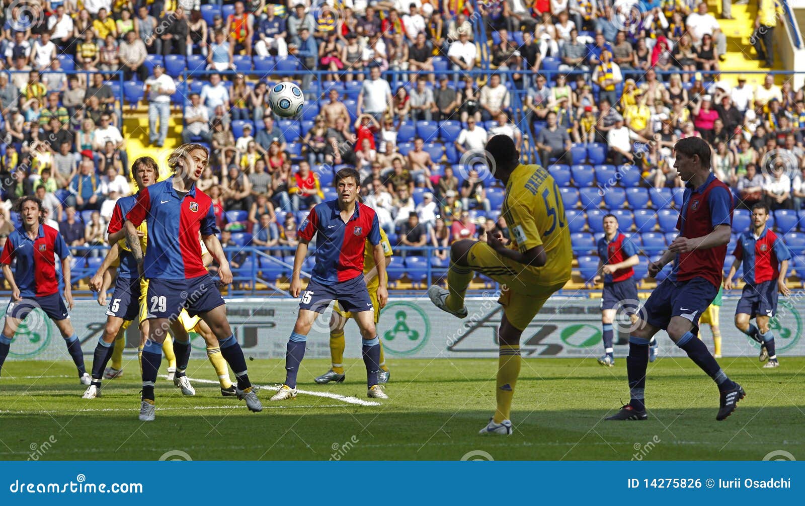 Soccer match editorial photo. Image of kick, score, league - 14275826