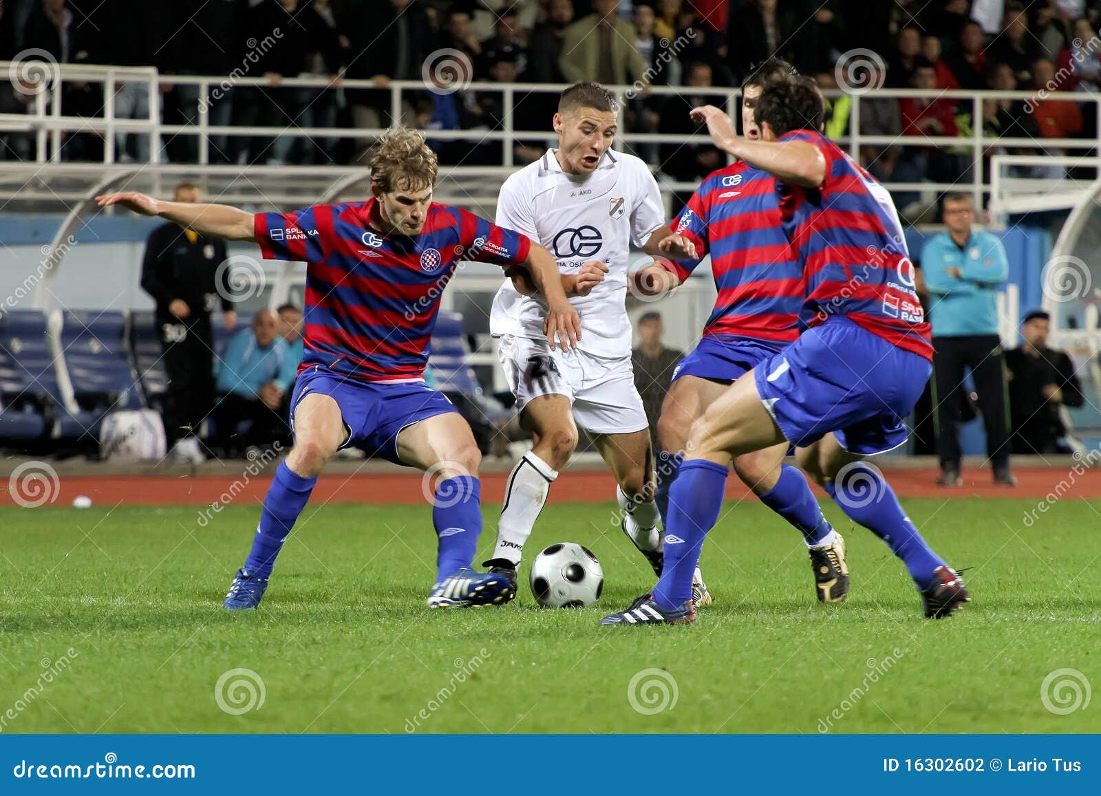 Soccer match editorial photography. Image of league, soccer - 16302602