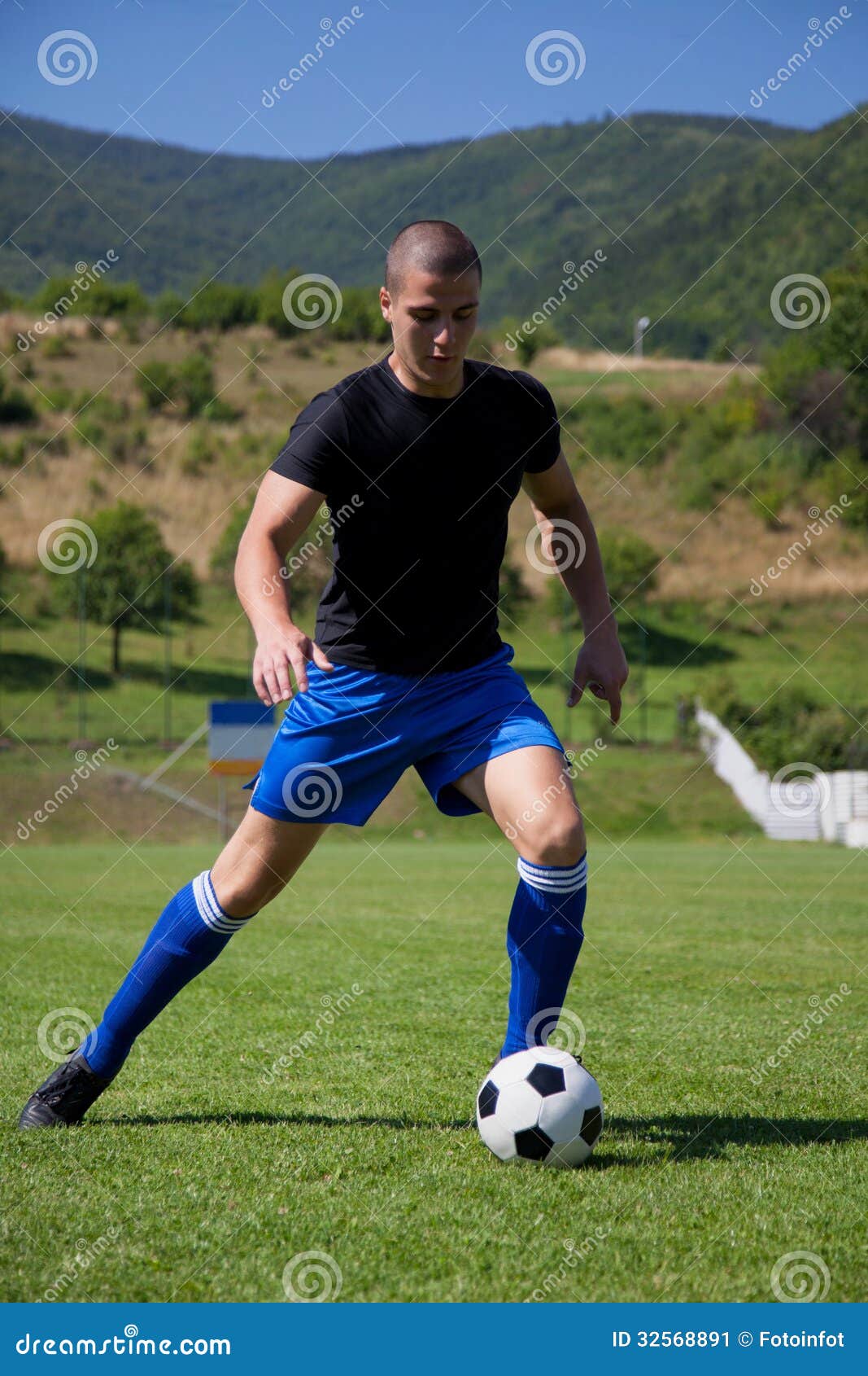Soccer player stock image. Image of competitive, dribling - 32568891