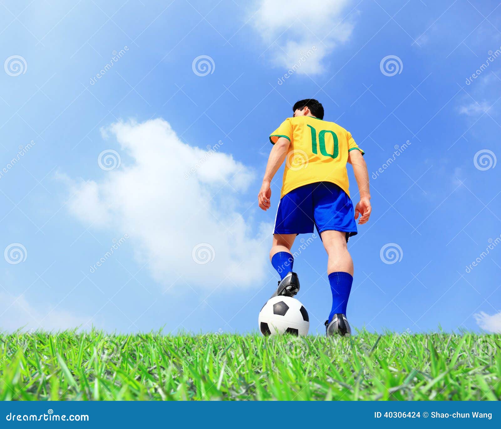 Soccer Player Man with Ball Stock Photo - Image of brasil, kick: 40306424