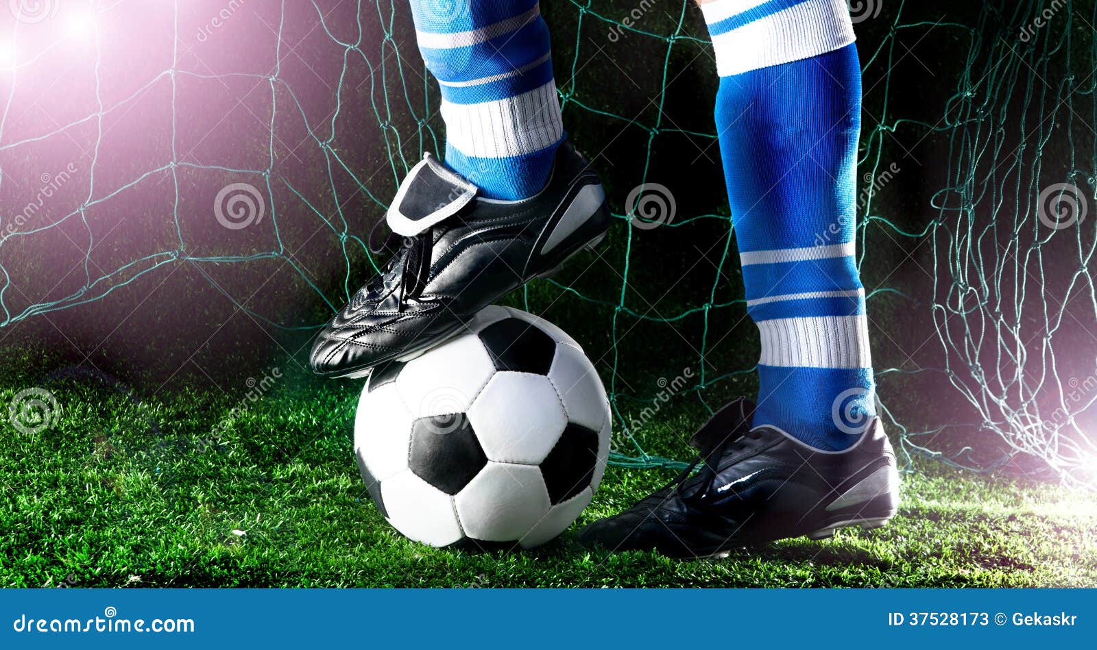 Soccer player s feet stock image. Image of shirt, league - 37528173