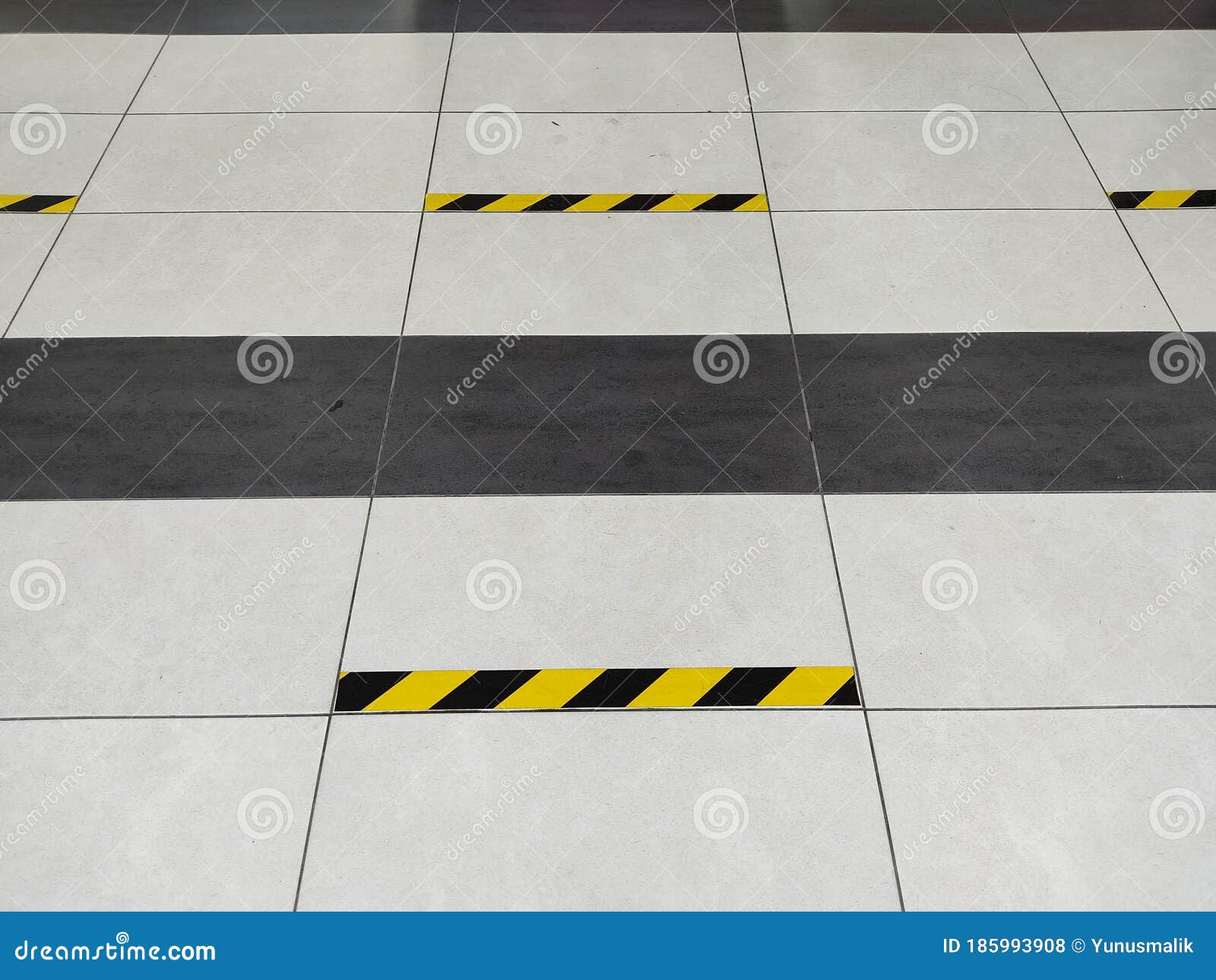 Social Distancing Marker on the Floor for Social Distancing Practice ...