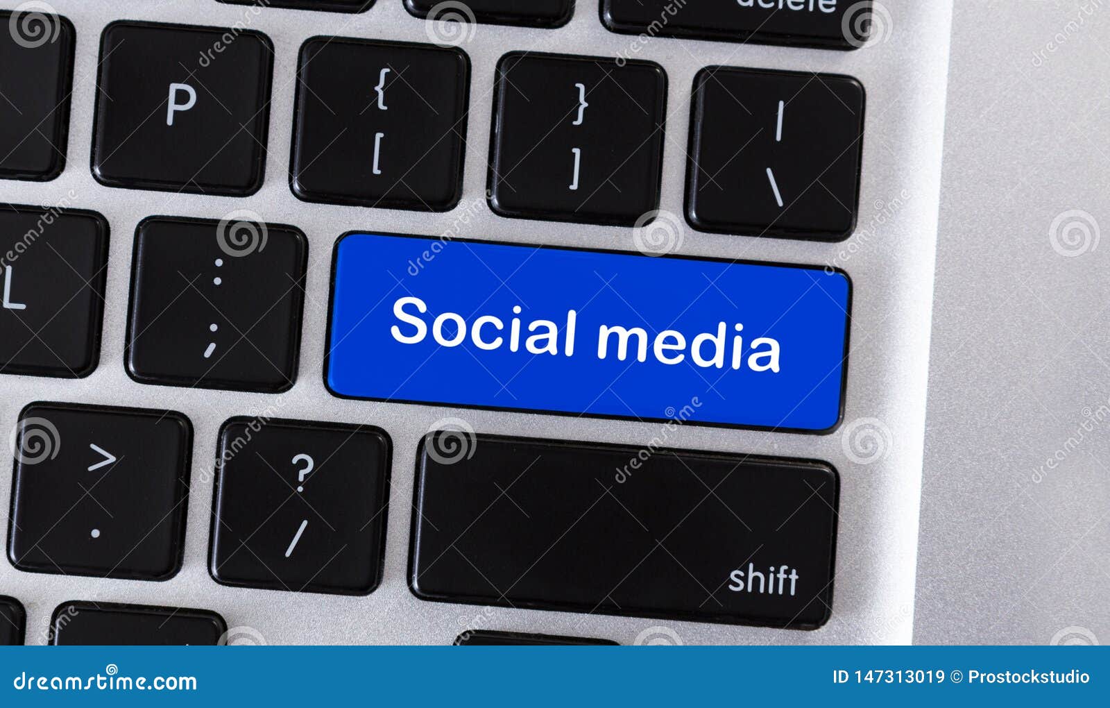 Social Media Blue Button on Computer Keyboard Stock Illustration ...