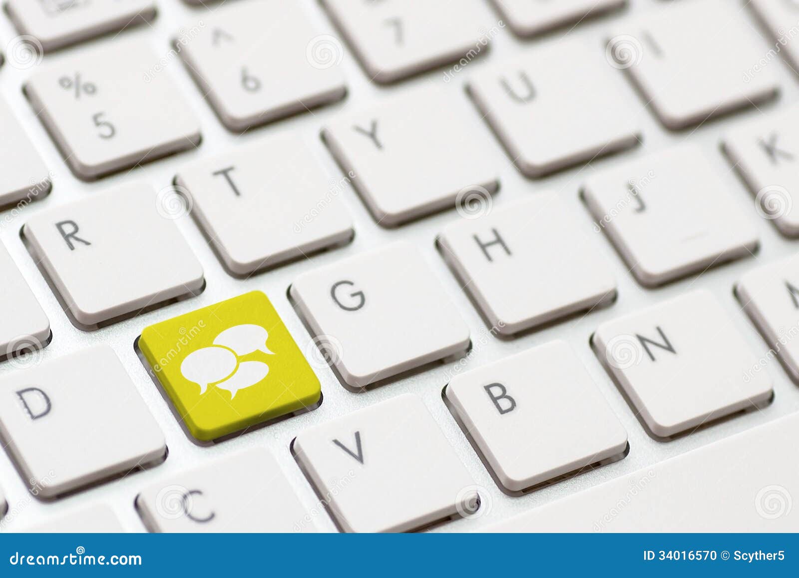 Social Media keyboard stock photo. Image of closeup, multimedia - 34016570