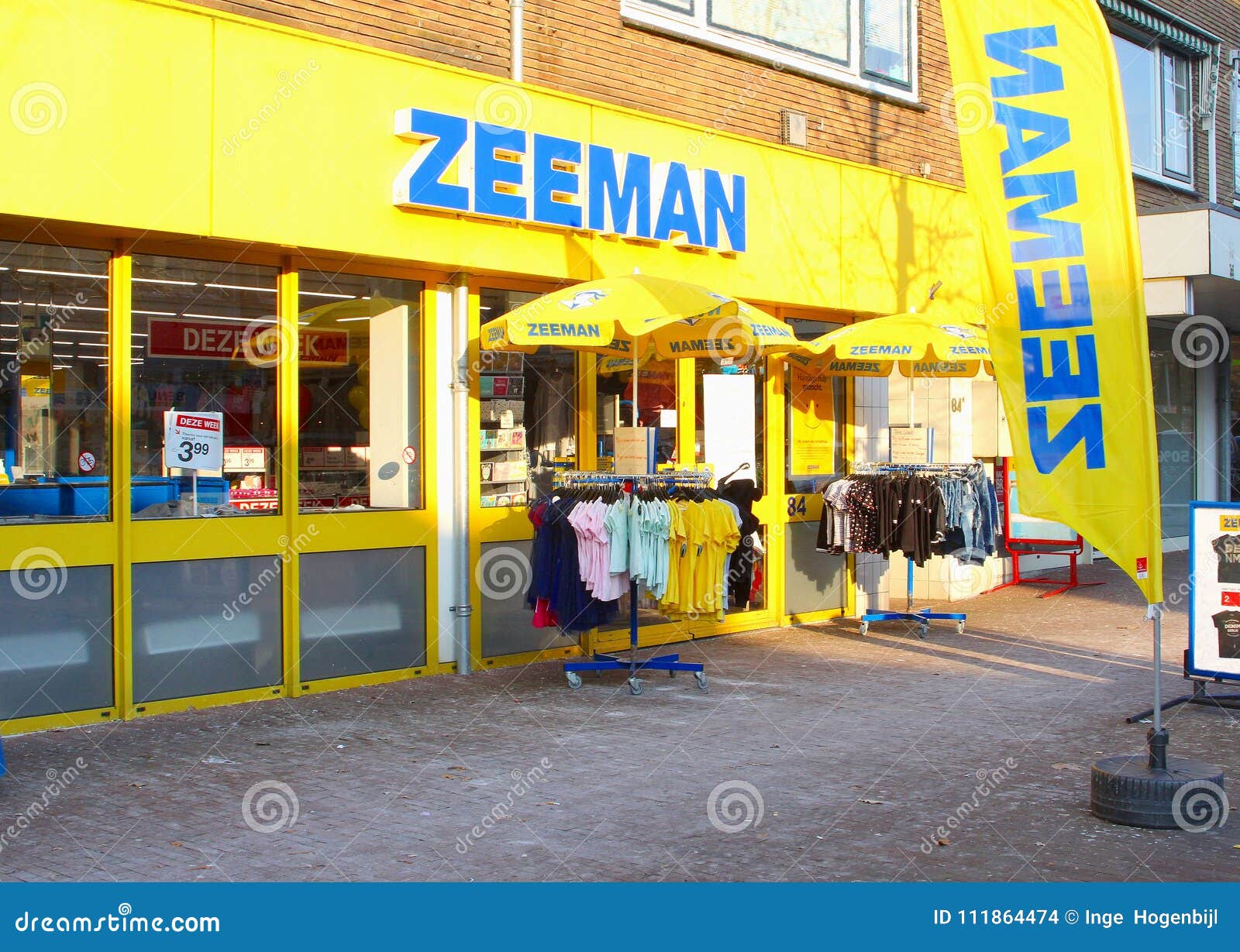 Sociedad De La Cadena Del Edificio De Tienda De La Tienda De Zeeman ...
