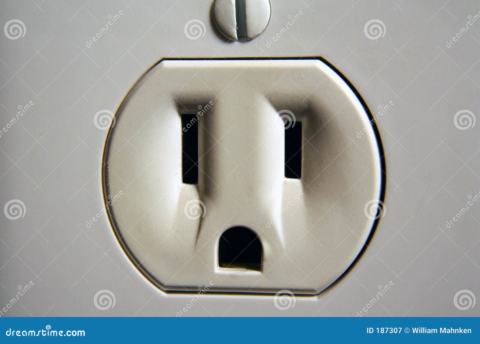 Socket de pared imagen de archivo. Imagen de agujero, enchufe - 187307