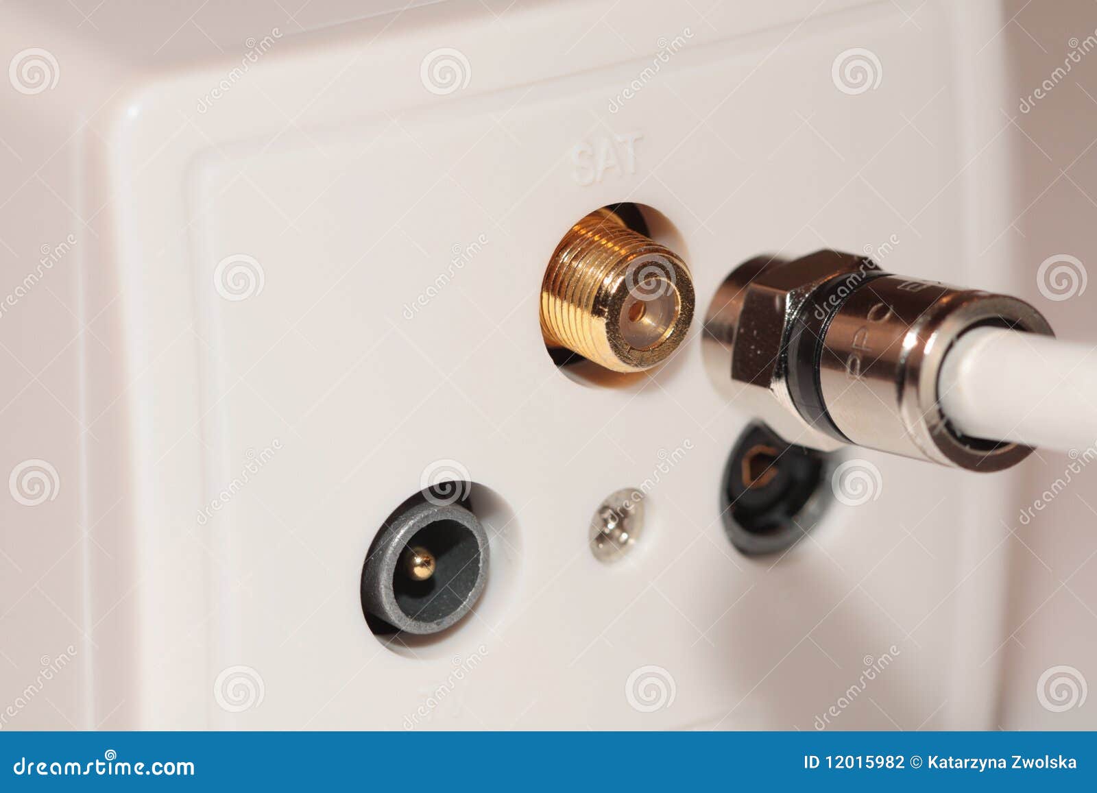 Socket De Pared Y Cable Coaxial Foto de archivo - Imagen de internet ...
