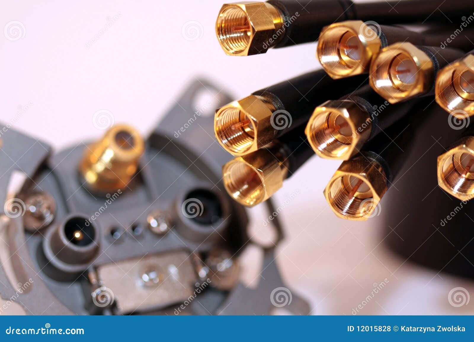 Socket De Pared Y Cables Coaxiales Foto de archivo - Imagen de ...