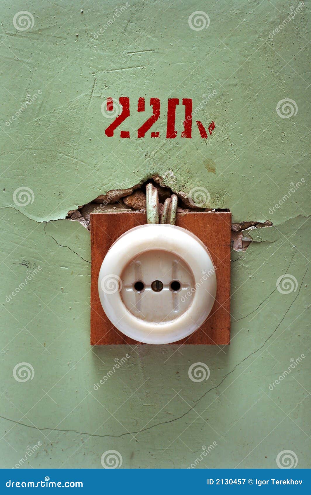 Socket eléctrico imagen de archivo. Imagen de eléctrico - 2130457