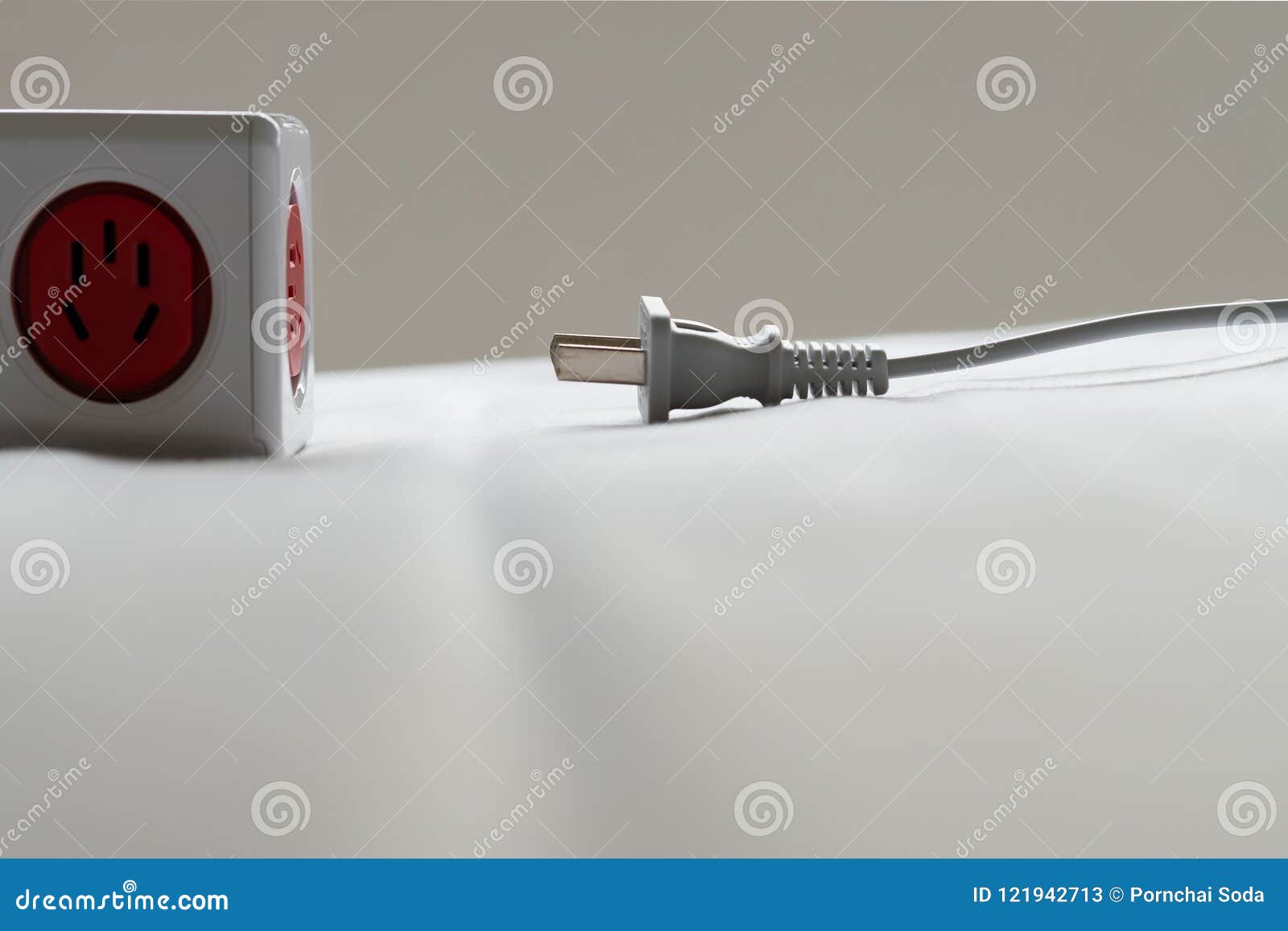 Socket and Plug Electric Power Cube White Color, Save Energy and Reduce ...