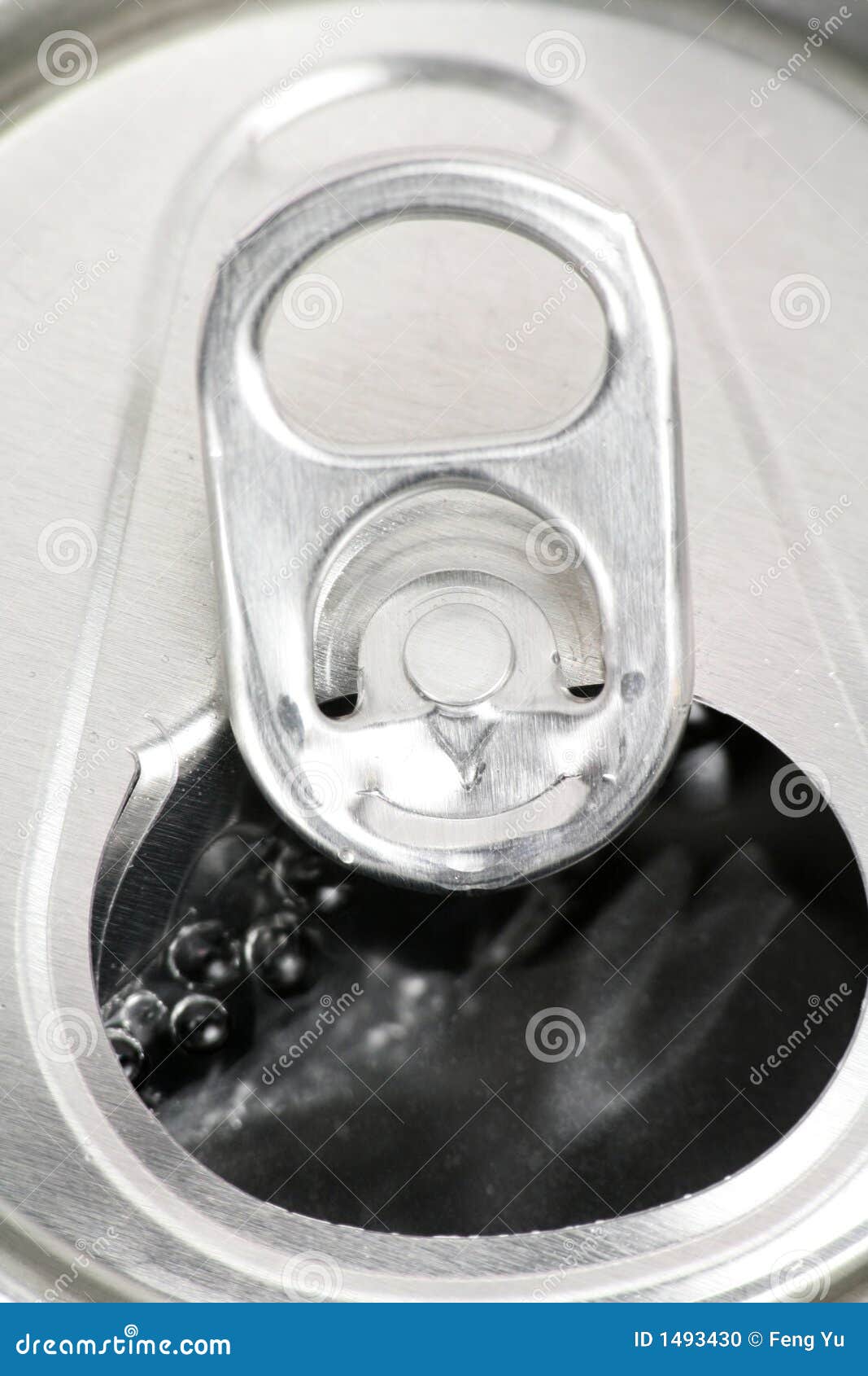 Soda can stock photo. Image of container, aluminium, canned - 1493430