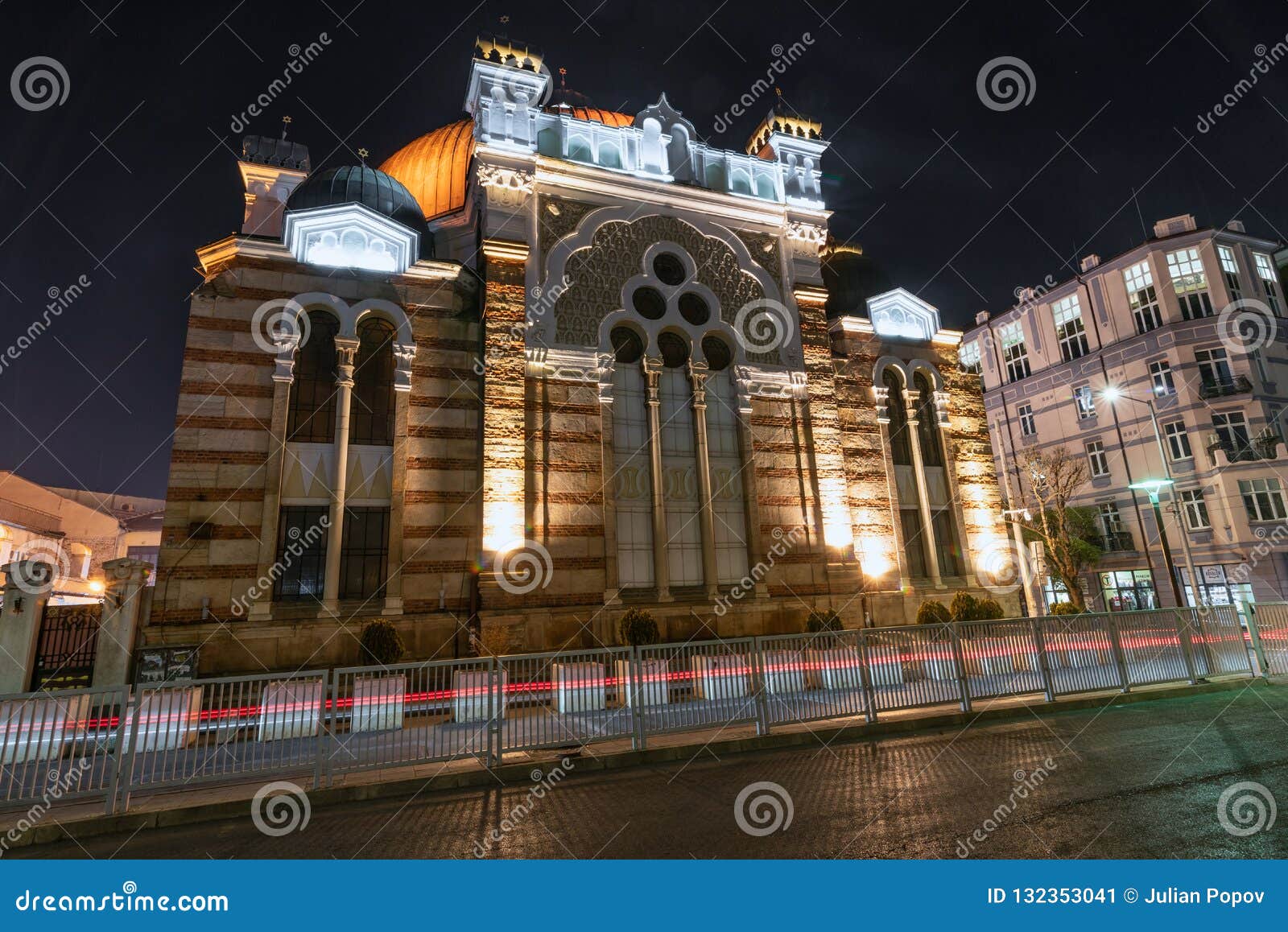 Night Shot of Sofia Bulgaria Synagogue Built in 1909 Year Editorial Photo - Image of peninsula ...