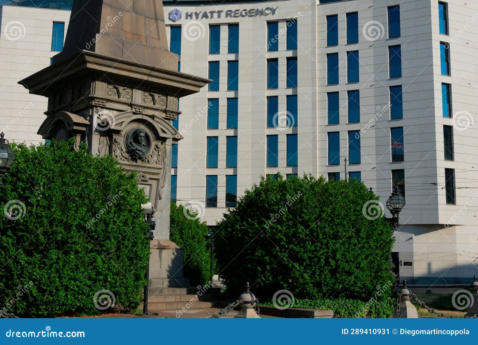 Hyatt Regency Sofia Hotel editorial photo. Image of town - 289410931