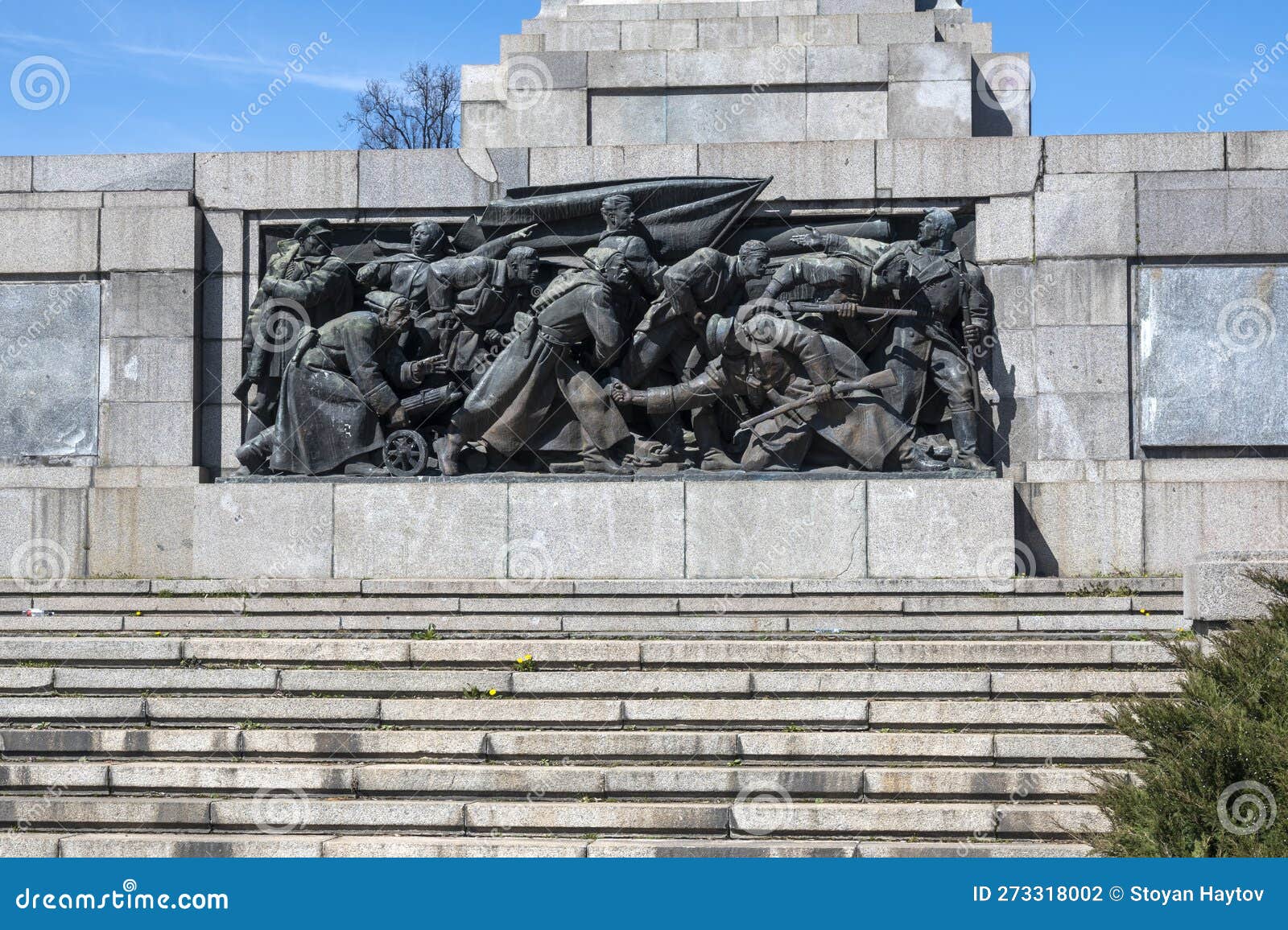 Monument of the Soviet Army in Sofia, Bulgaria Editorial Photography ...