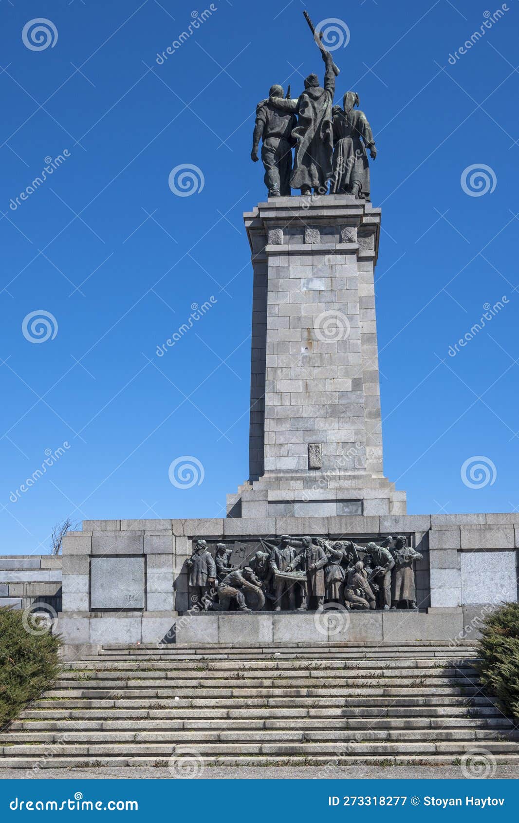 Monument of the Soviet Army in Sofia, Bulgaria Editorial Photography ...