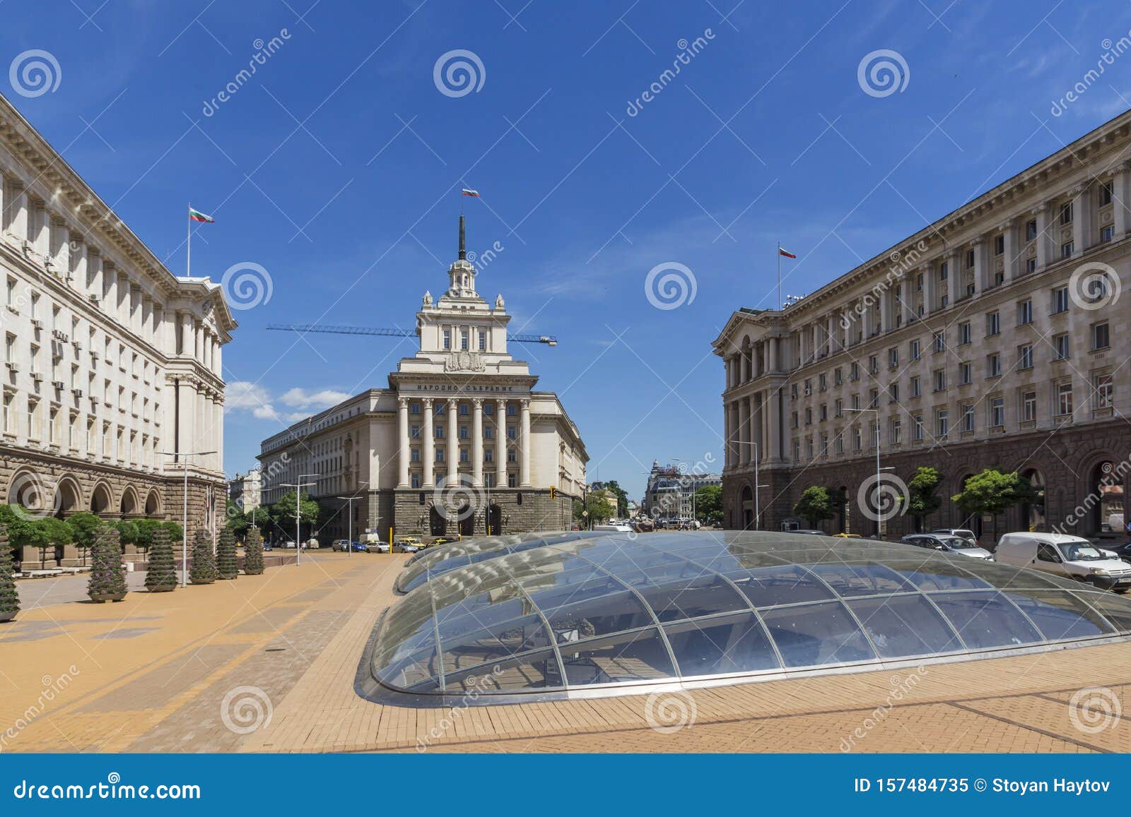 Nezavisimost Independence Square in City of Sofia, Bulgaria Editorial ...