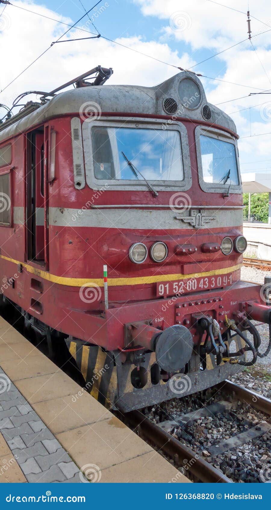 SOFIA, BULGARIA - SEPTEMBER 16, 2018: Central Train Station in City of ... SOFIA, BULGARIA - SEPTEMBER 16, 2018: Central Train Station in City of ...