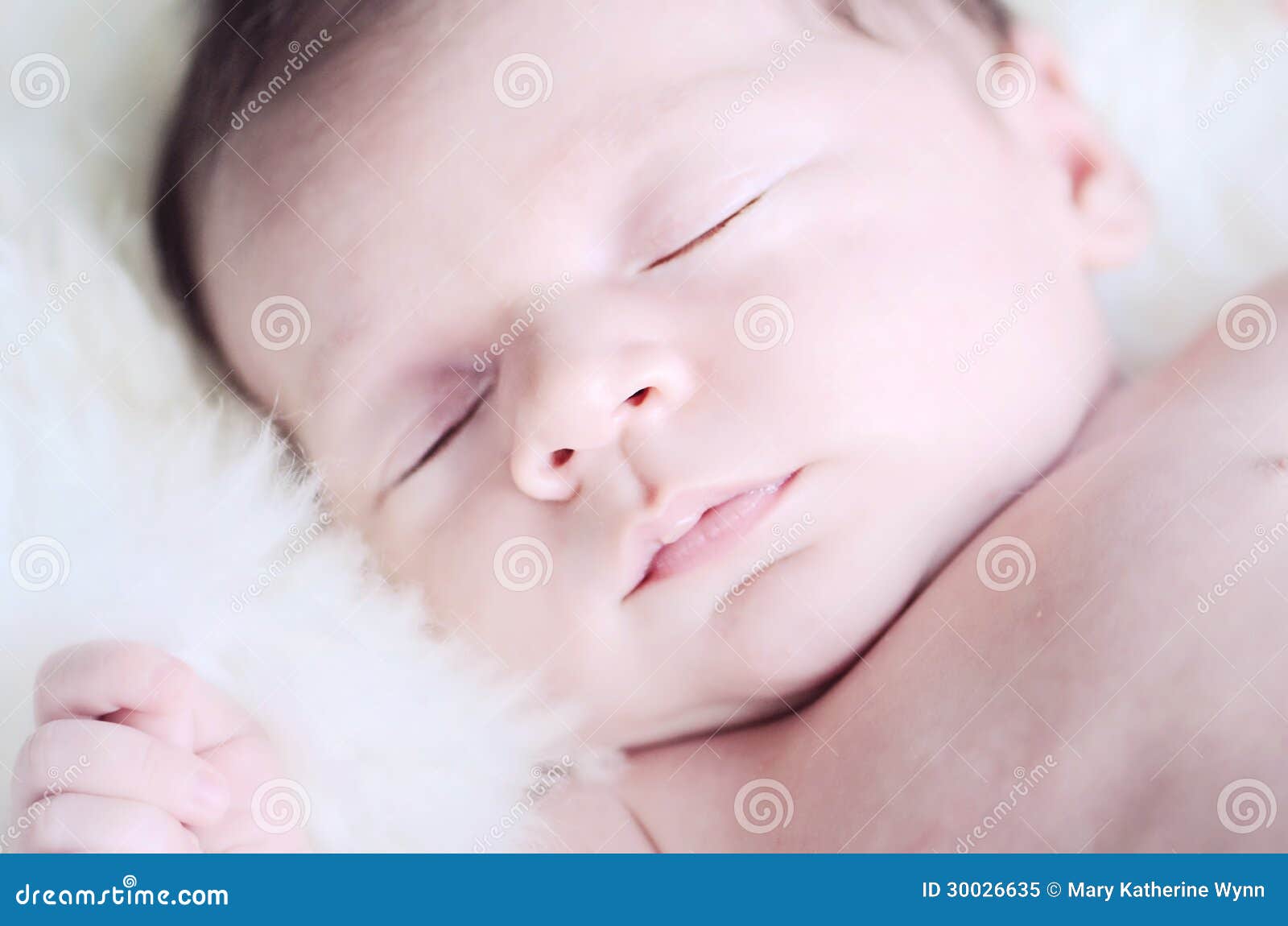 Newborn baby face stock image. Image of fuzzy, life, eyes - 30026635