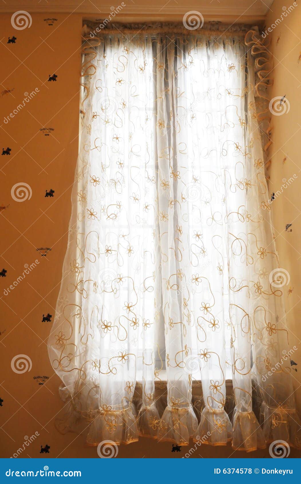 The Soft and Light Voile Curtain Stock Photo - Image of fitments, voile ...