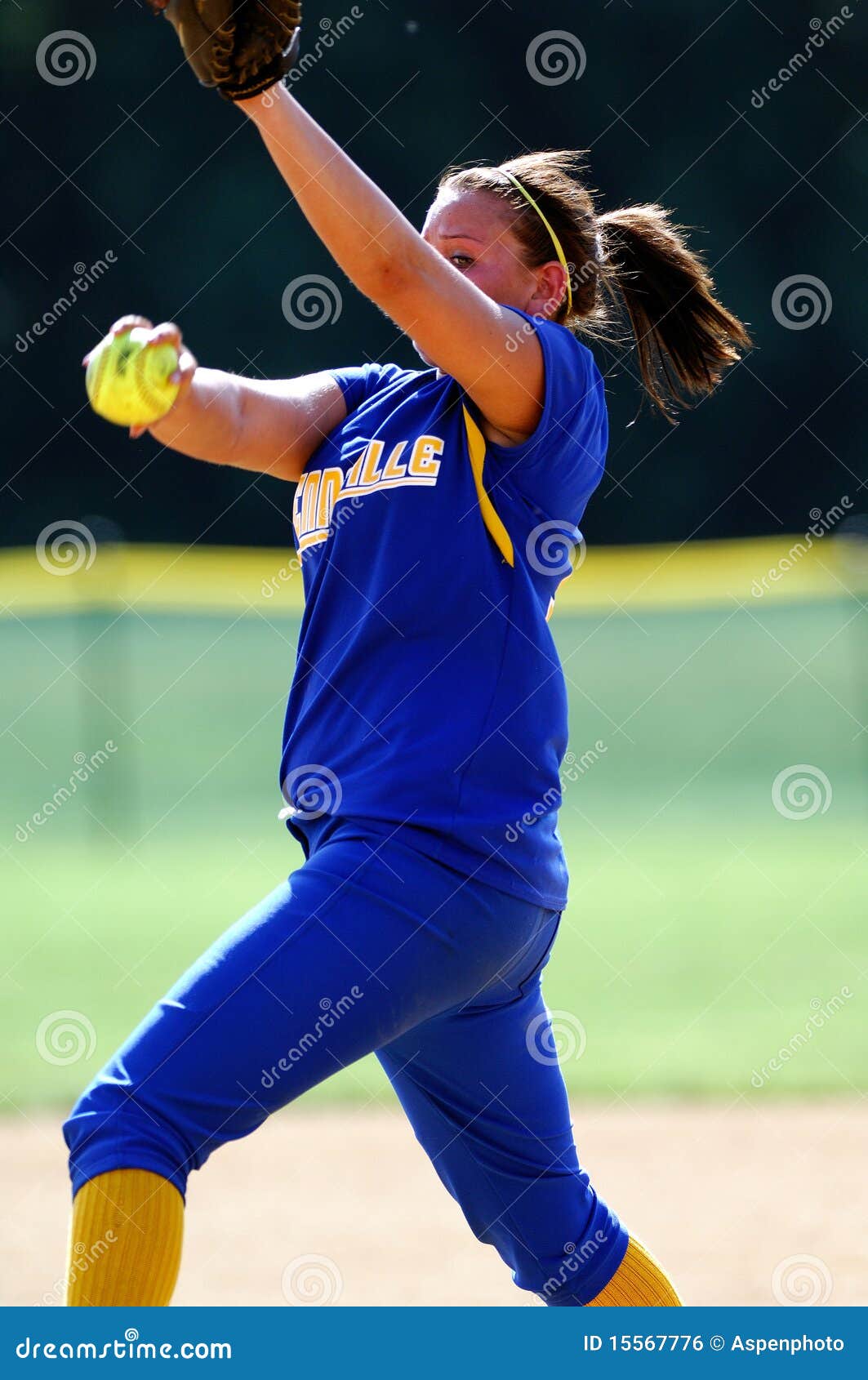 Softball pitcher editorial photo. Image of competition - 15567776