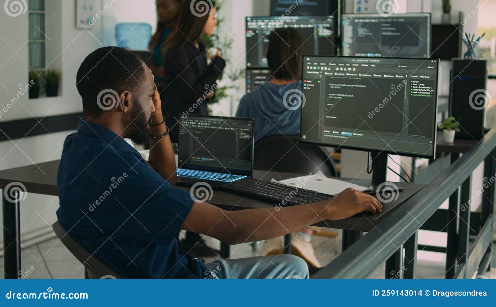 Software Programador Ideas De Lluvia De Ideas Para Escribir Código Y ...