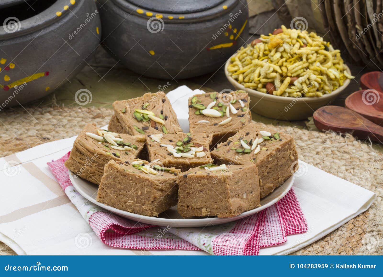 Sohan Papdi immagine stock. Immagine di diwali, sano - 104283959