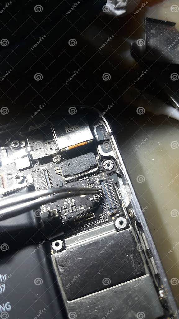 Socket iPhone repair stock photo. Image of gadget, guitar - 263514624