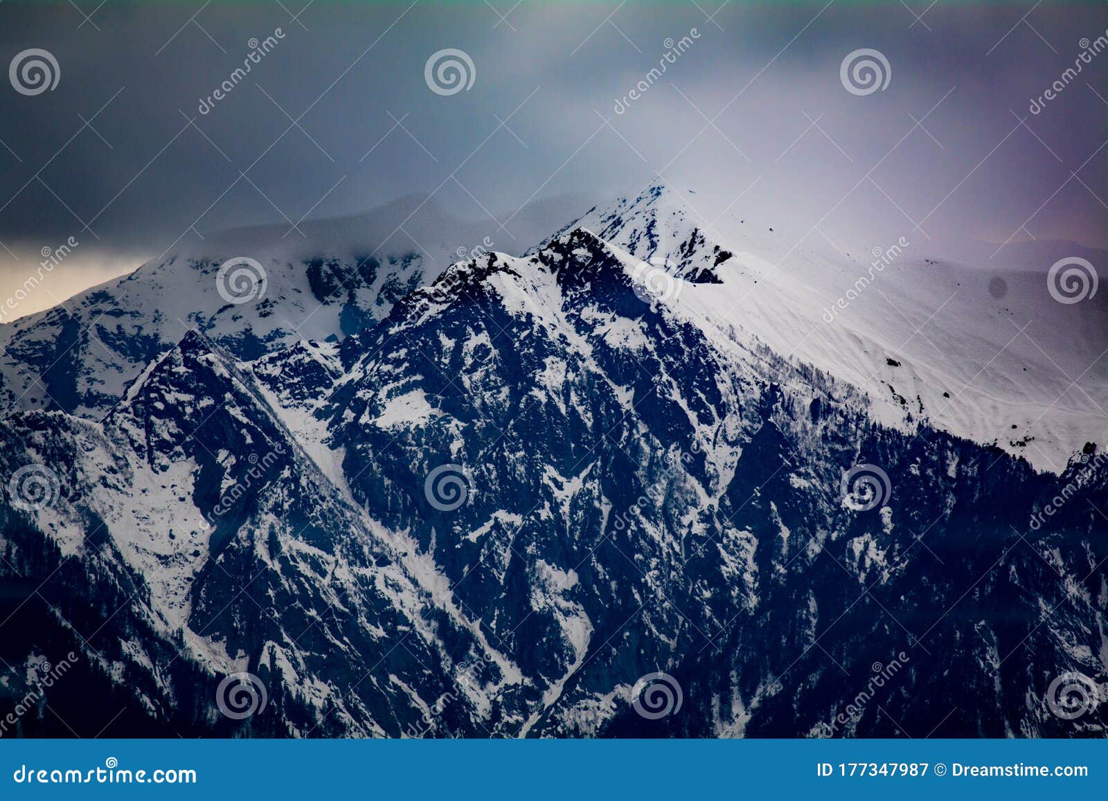 Solang stock image. Image of trek, valley, solang, shivling - 177347987