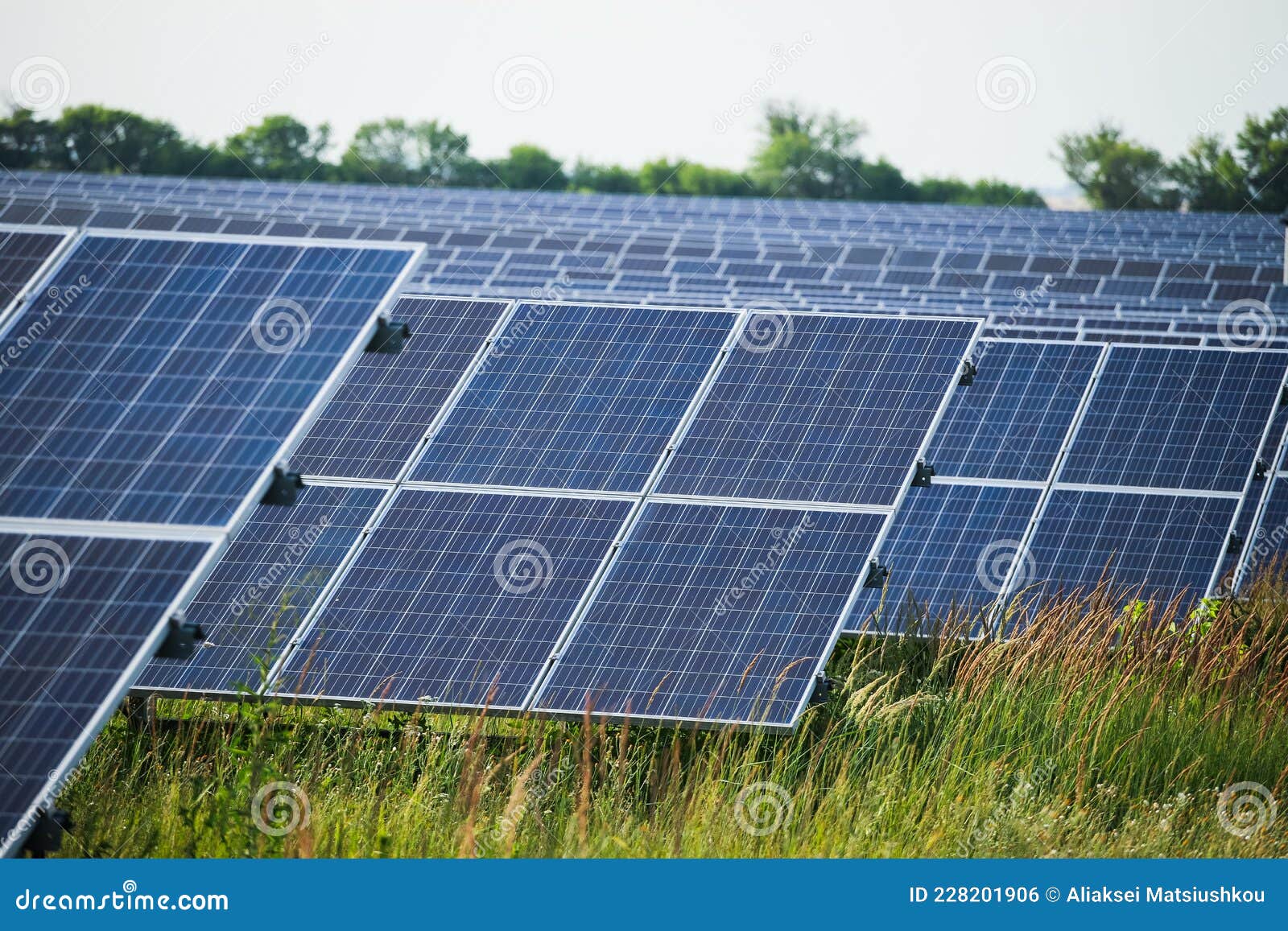 Solar Cell Station in the Field. Stock Photo - Image of global, blue ...