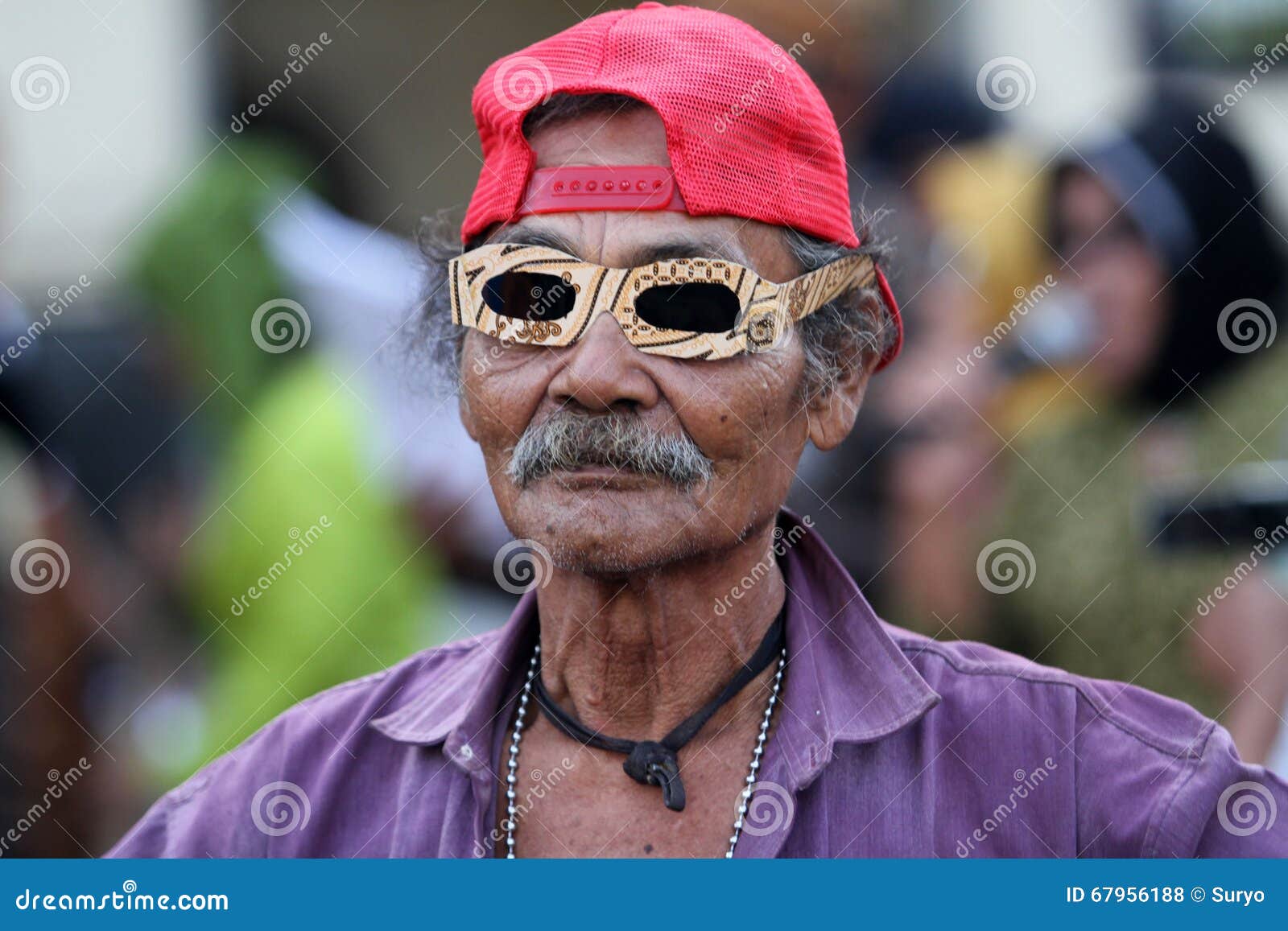 Solar eclipse editorial stock photo. Image of city, eclipse - 67956188